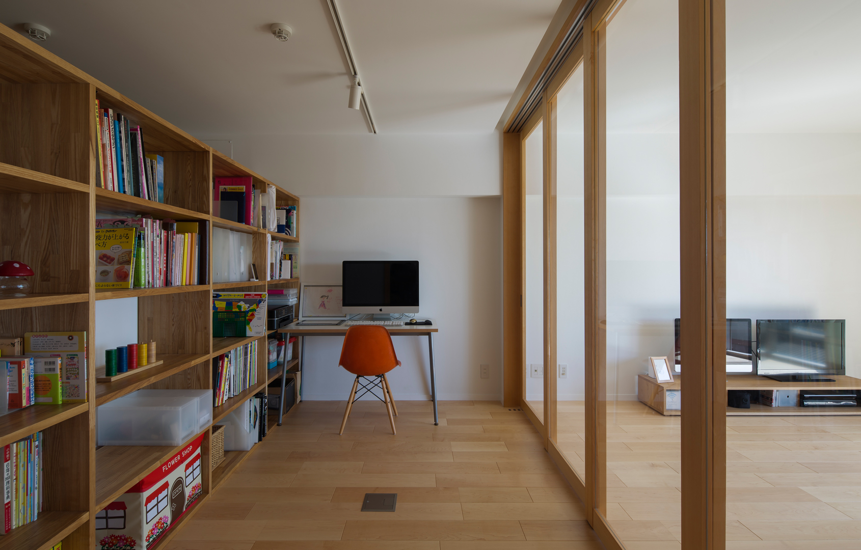 Fukinagashi Flat by YYAA | Yoshihiro Yamamoto + Associates, Architects ...