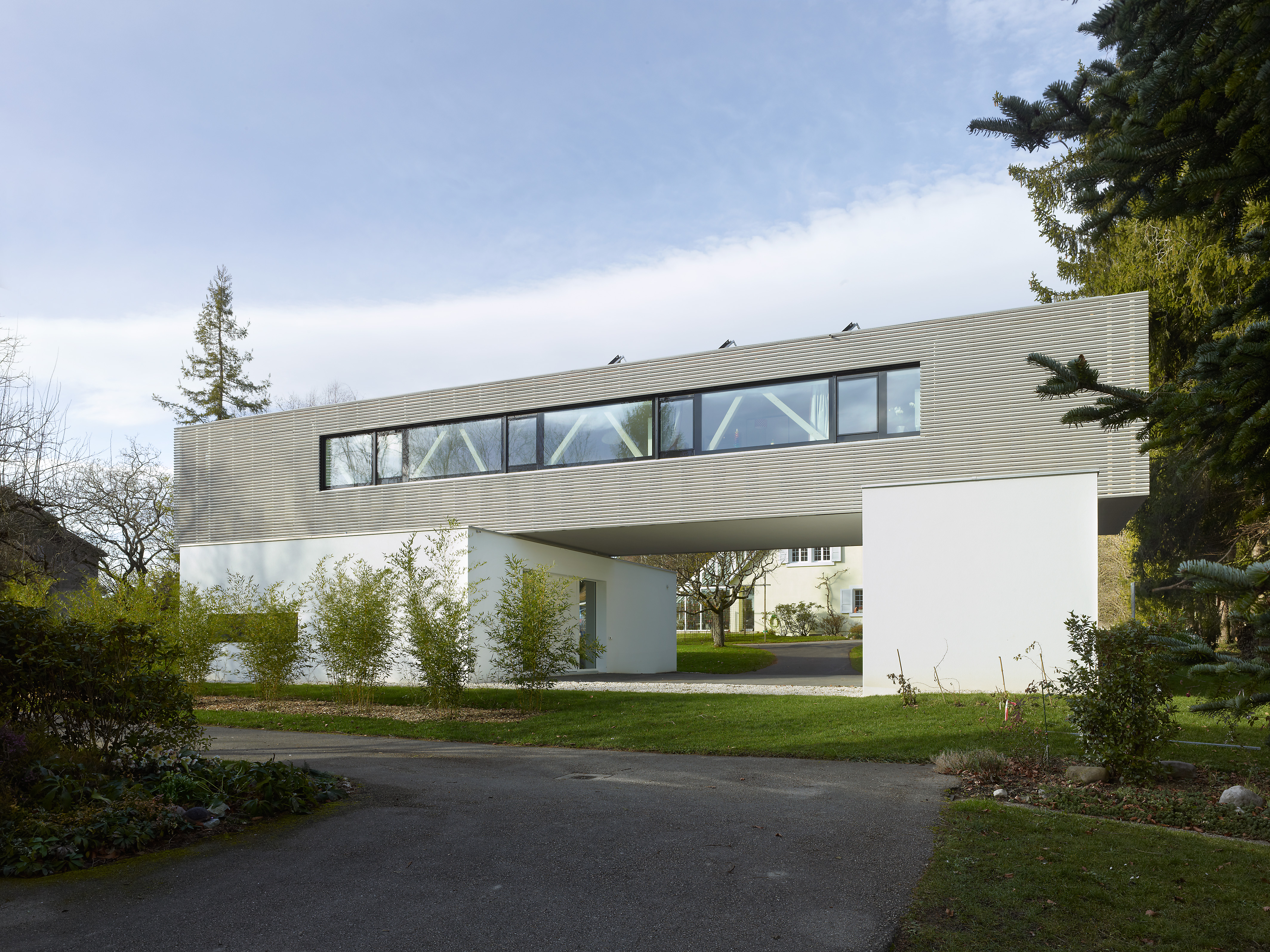 Bridge House - Architizer