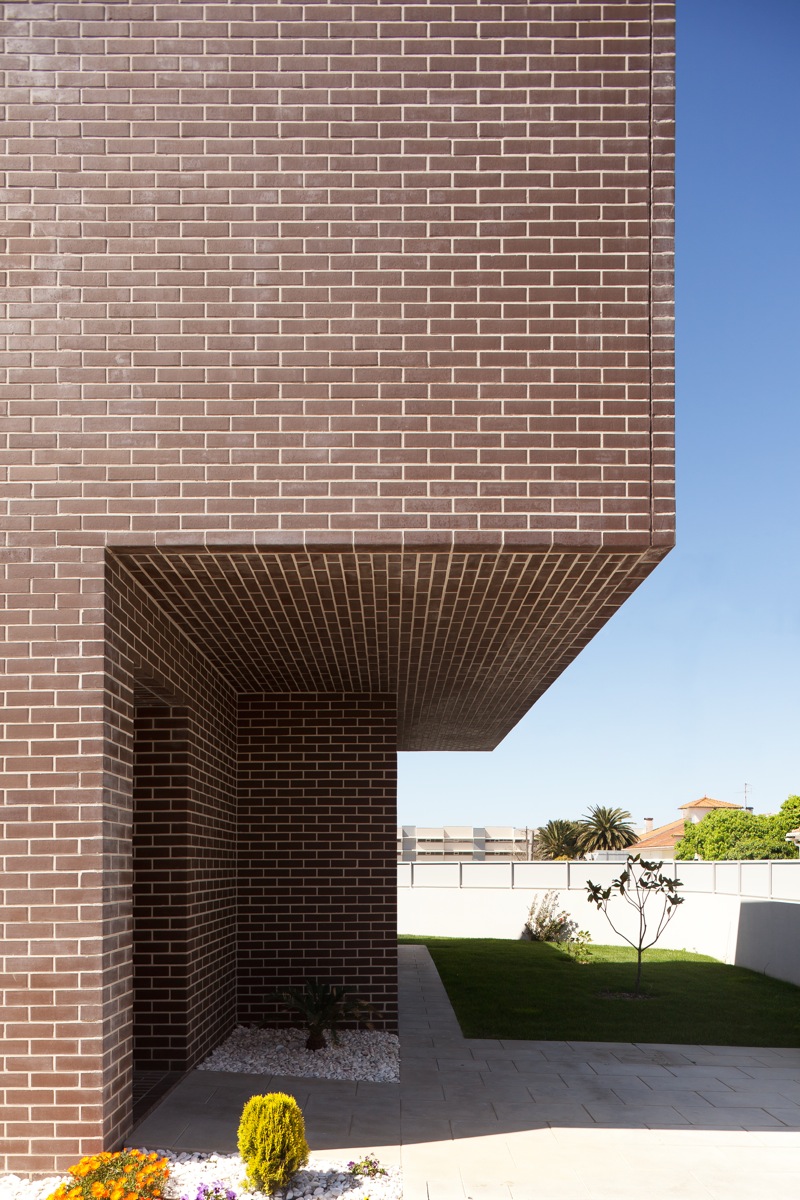 HVM House by M2 SENOS - Architizer