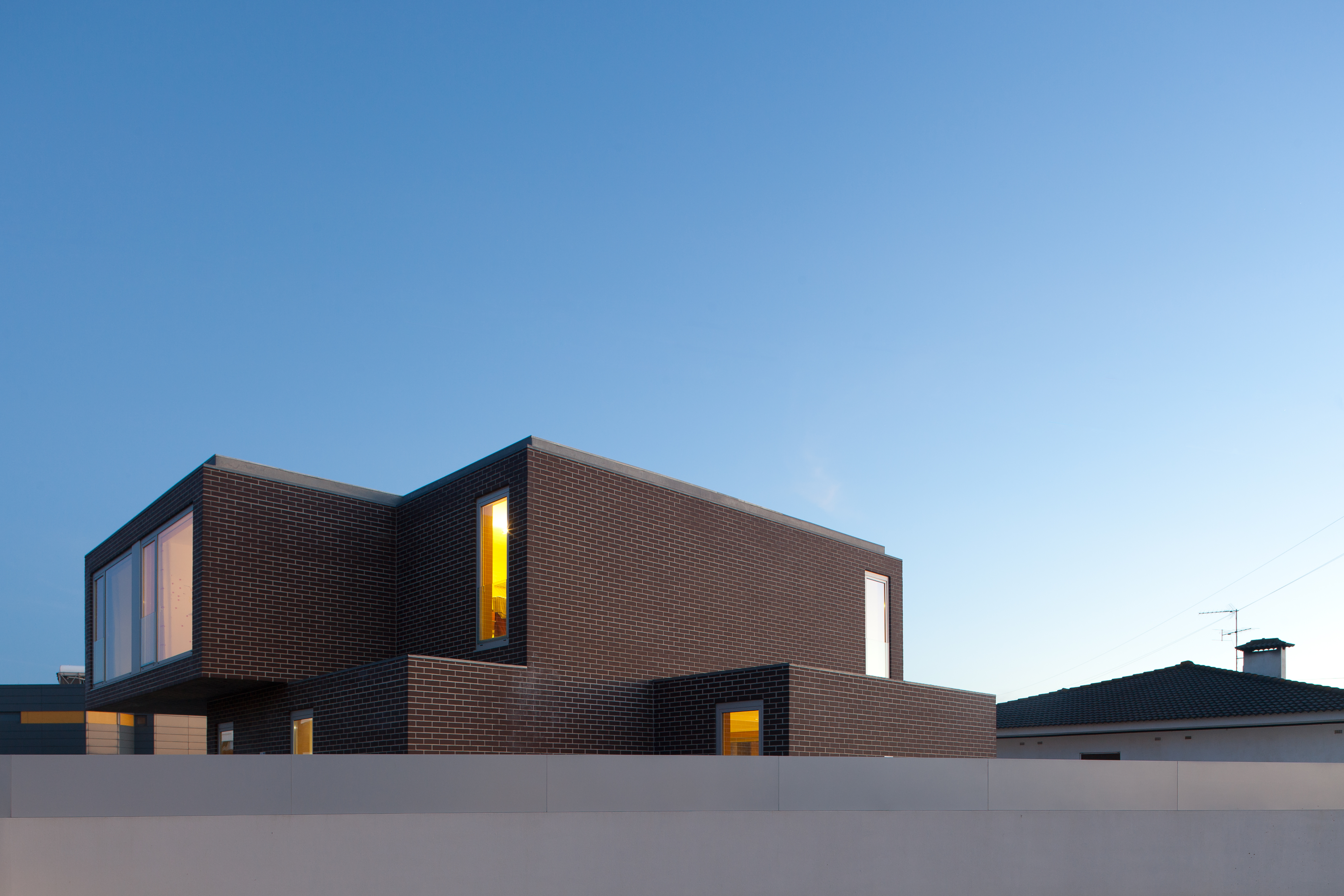 HVM House by M2 SENOS - Architizer