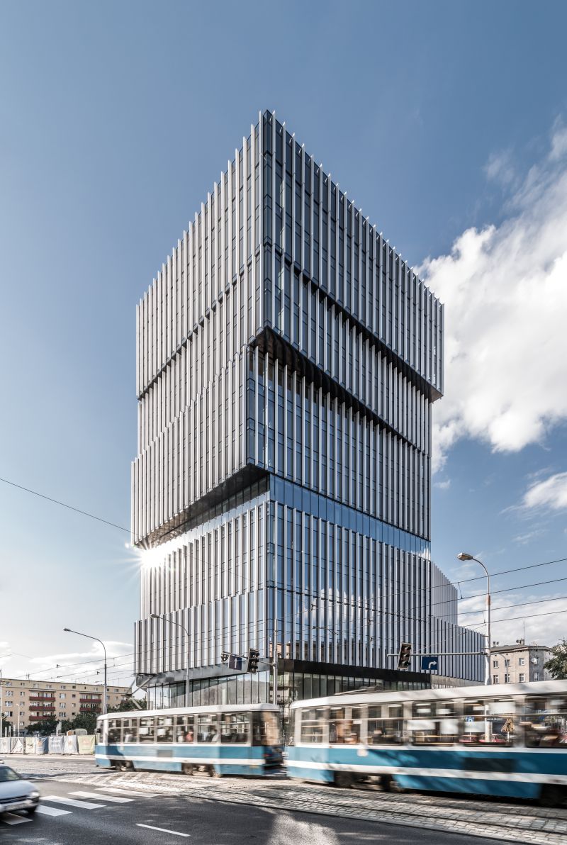 Silver Tower Center - Architizer