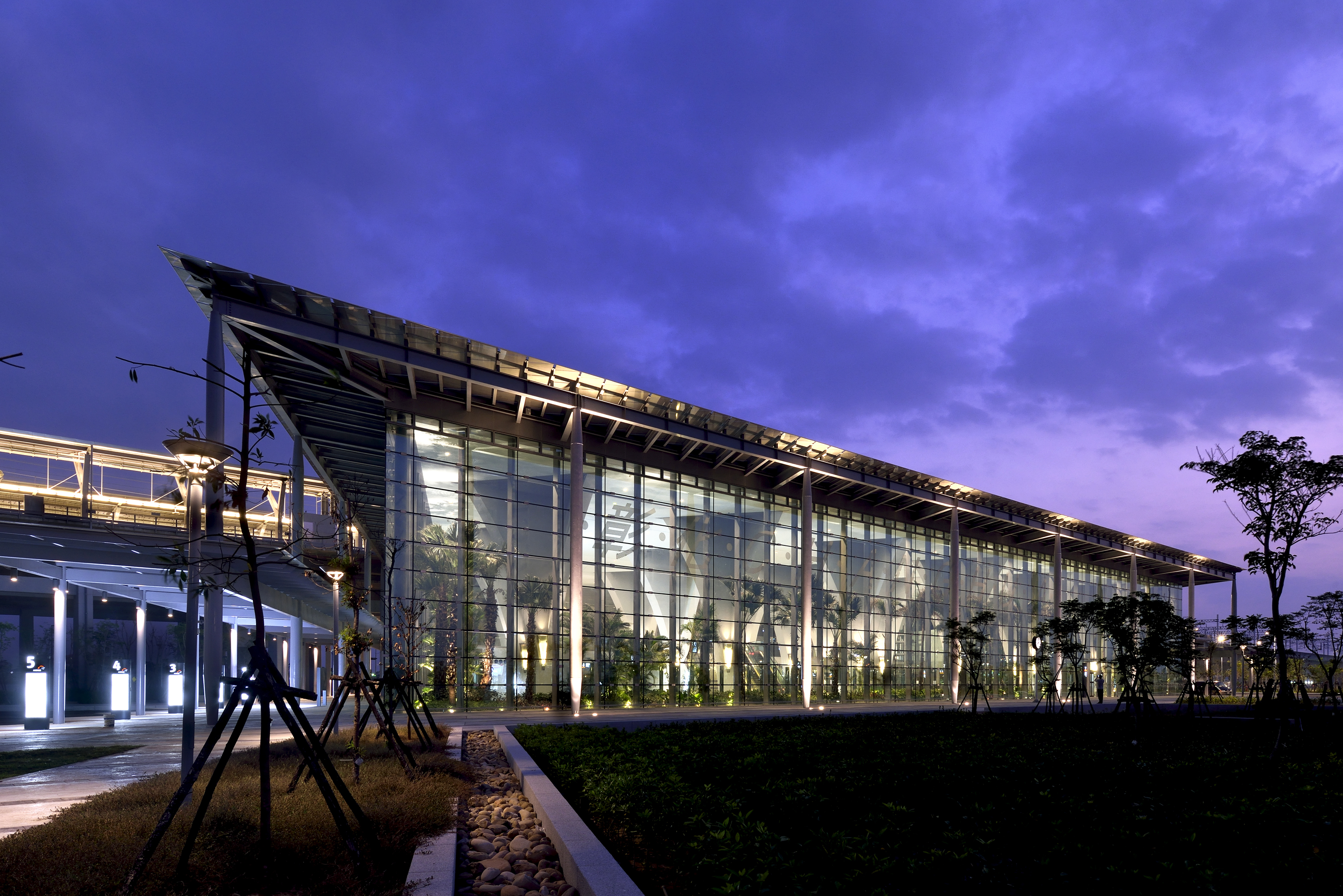 Changhua High Speed Rail Station by KRIS YAO | ARTECH - Architizer