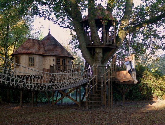 Timbertop Hangout Treehouse by Blue Forest (UK) Ltd - Treehouses ...