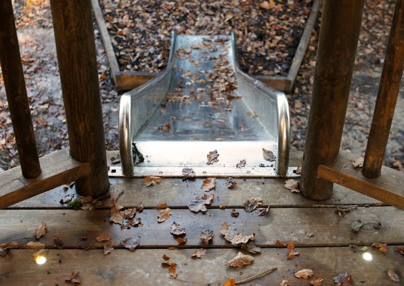 Timbertop Hangout Treehouse by Blue Forest (UK) Ltd - Treehouses ...