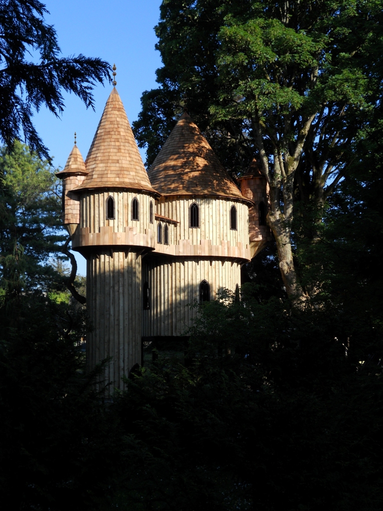 Birr Castle Treehouse by Blue Forest (UK) Ltd - Treehouses - Architizer