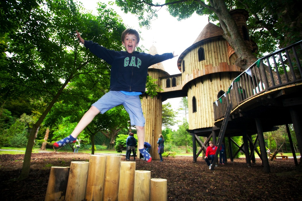Birr Castle Treehouse by Blue Forest (UK) Ltd - Treehouses - Architizer