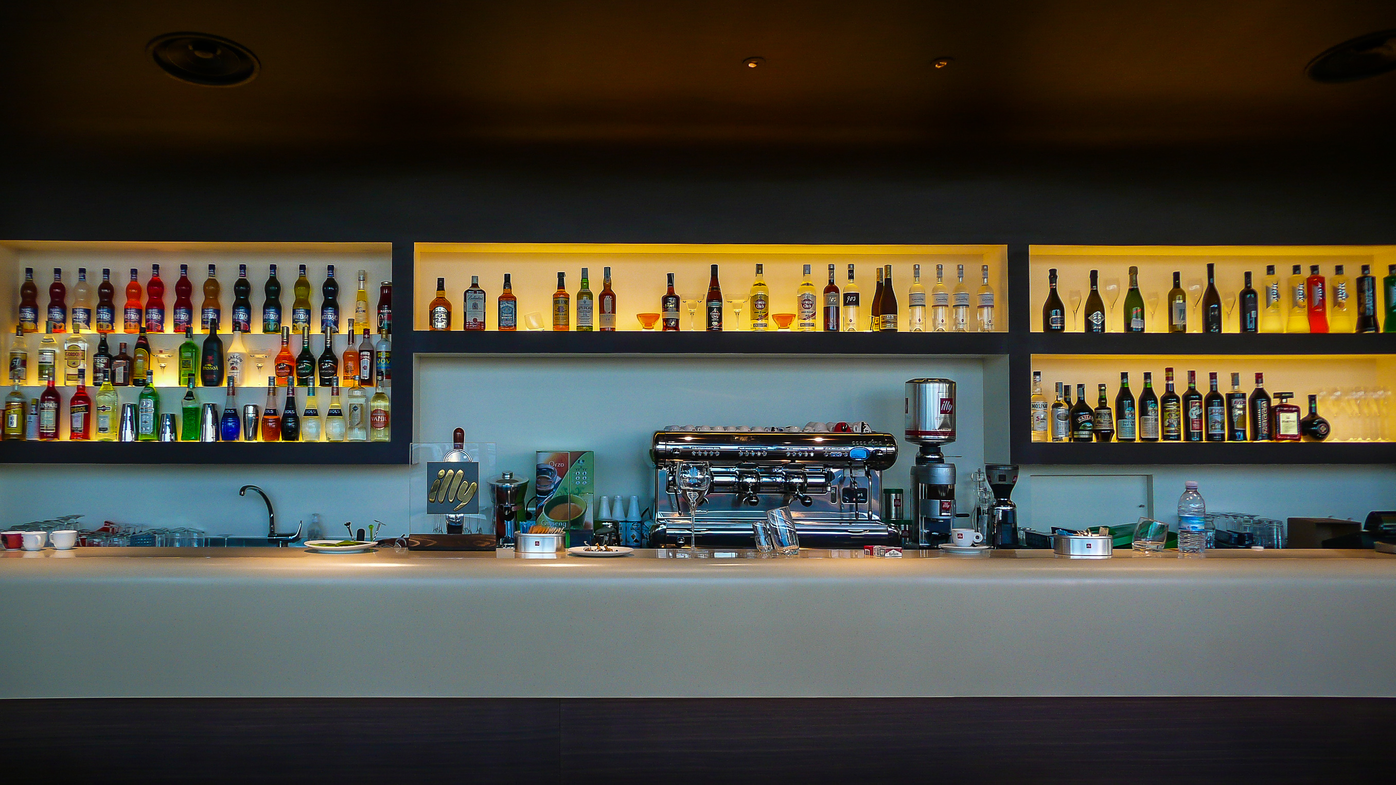 CAFE' DOC bar snack wine by DAVIDE PAVANELLO LAB - Architizer