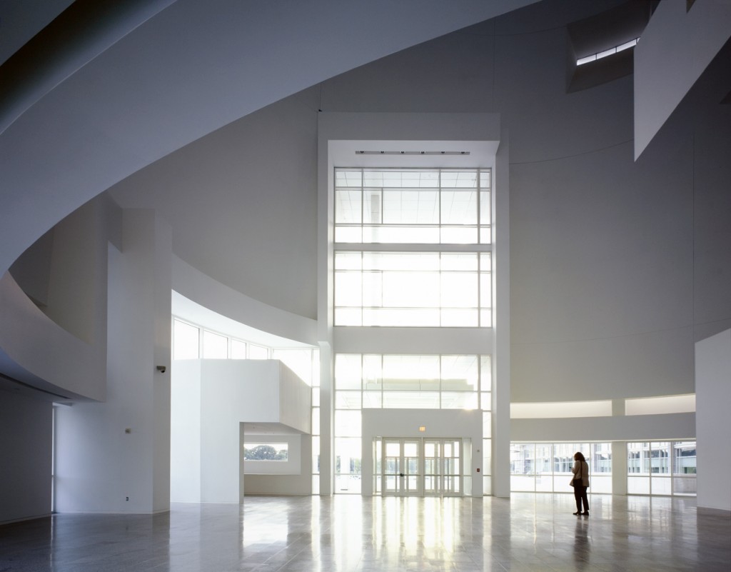 United States Courthouse, Islip by Meier Architects - Architizer