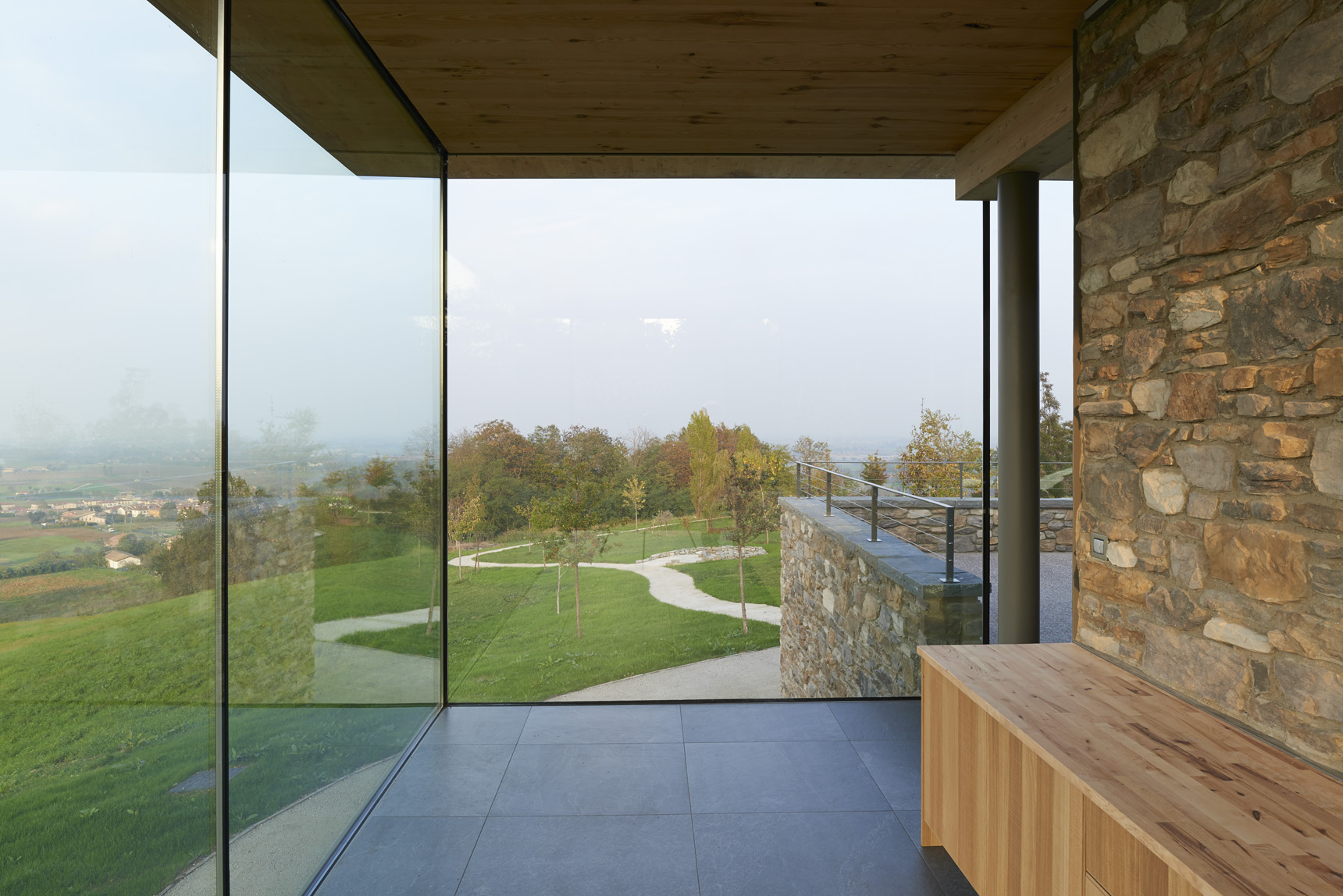 Multifunctional Building by continiarchitettura - Architizer