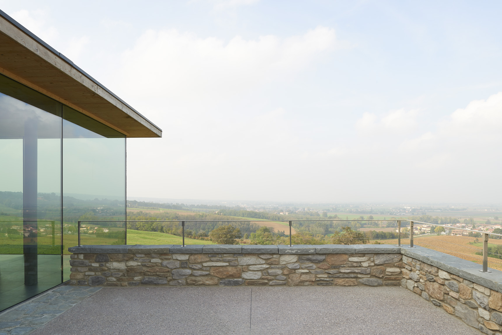 Idea 1409549: Multifunctional Building by Studio Contini in San Michele ...