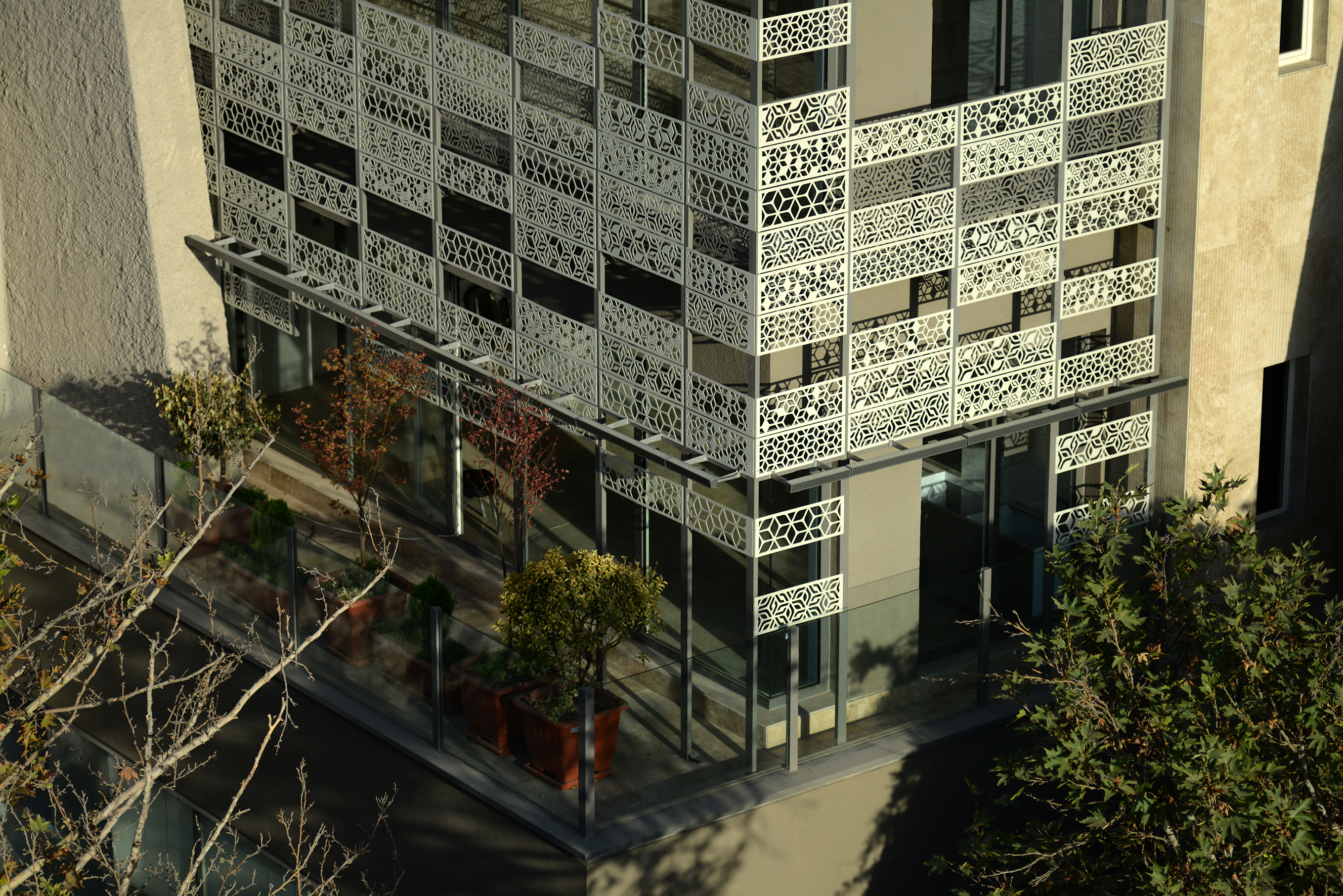 MEHRAZ OFFICE-COMMERCIAL BUILDING by Boozhgan Architectural Studio ...
