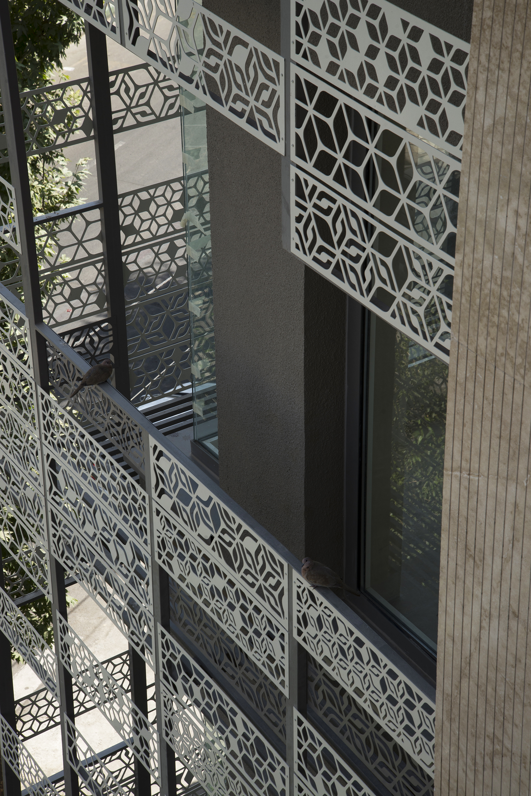 MEHRAZ OFFICE-COMMERCIAL BUILDING by Boozhgan Architectural Studio ...