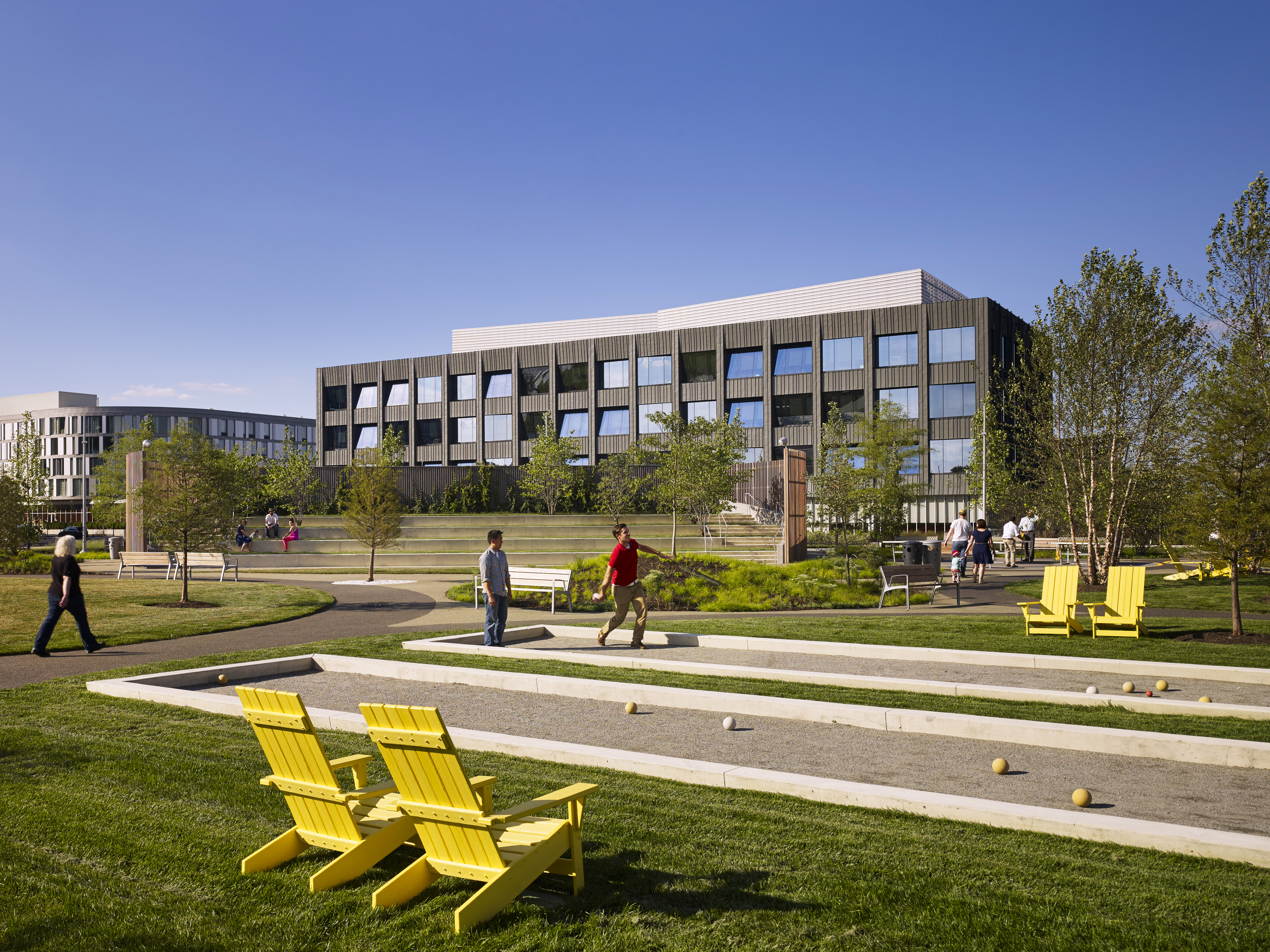 Idea 1416545: Navy Yard Central Green by Field Operations in ...