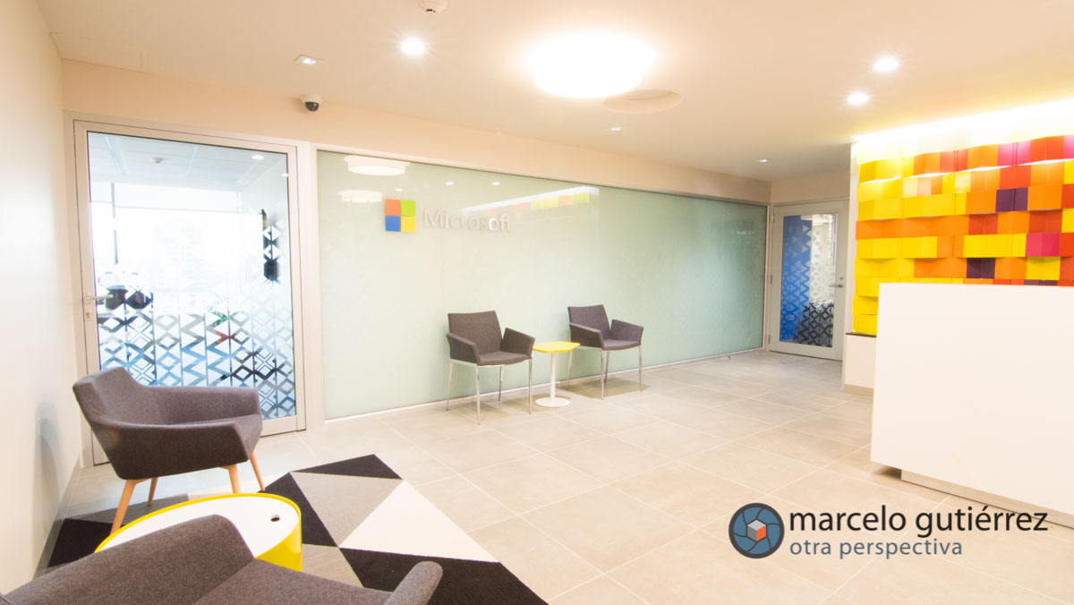 Microsoft Guatemala Country Corporate Offices by ENVIRO - 1/2 ambiente ...