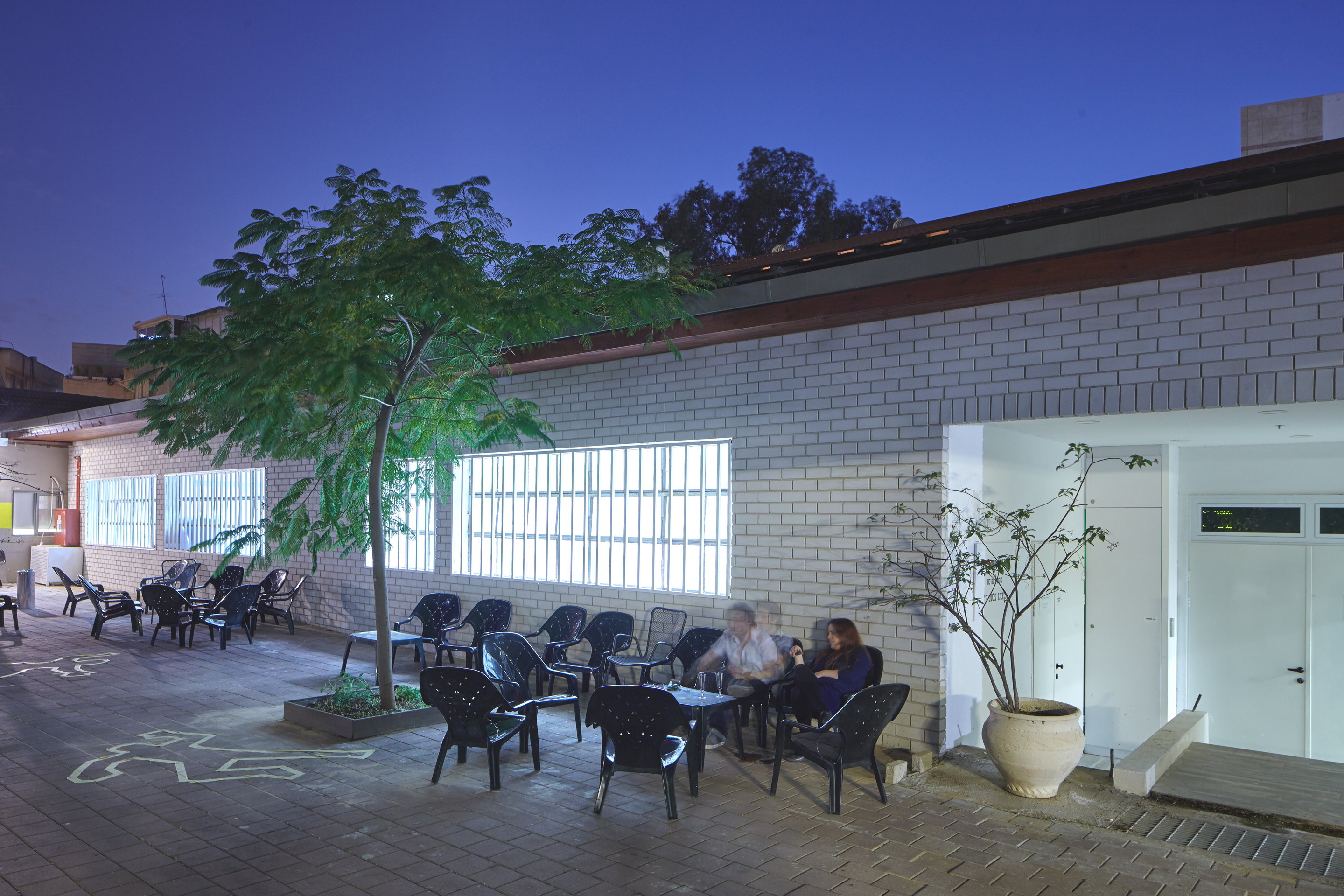 THE GLASS GALLERY - SHENKAR COLLEGE (THE KADAR MEDIA LAB BUILDING) by ...