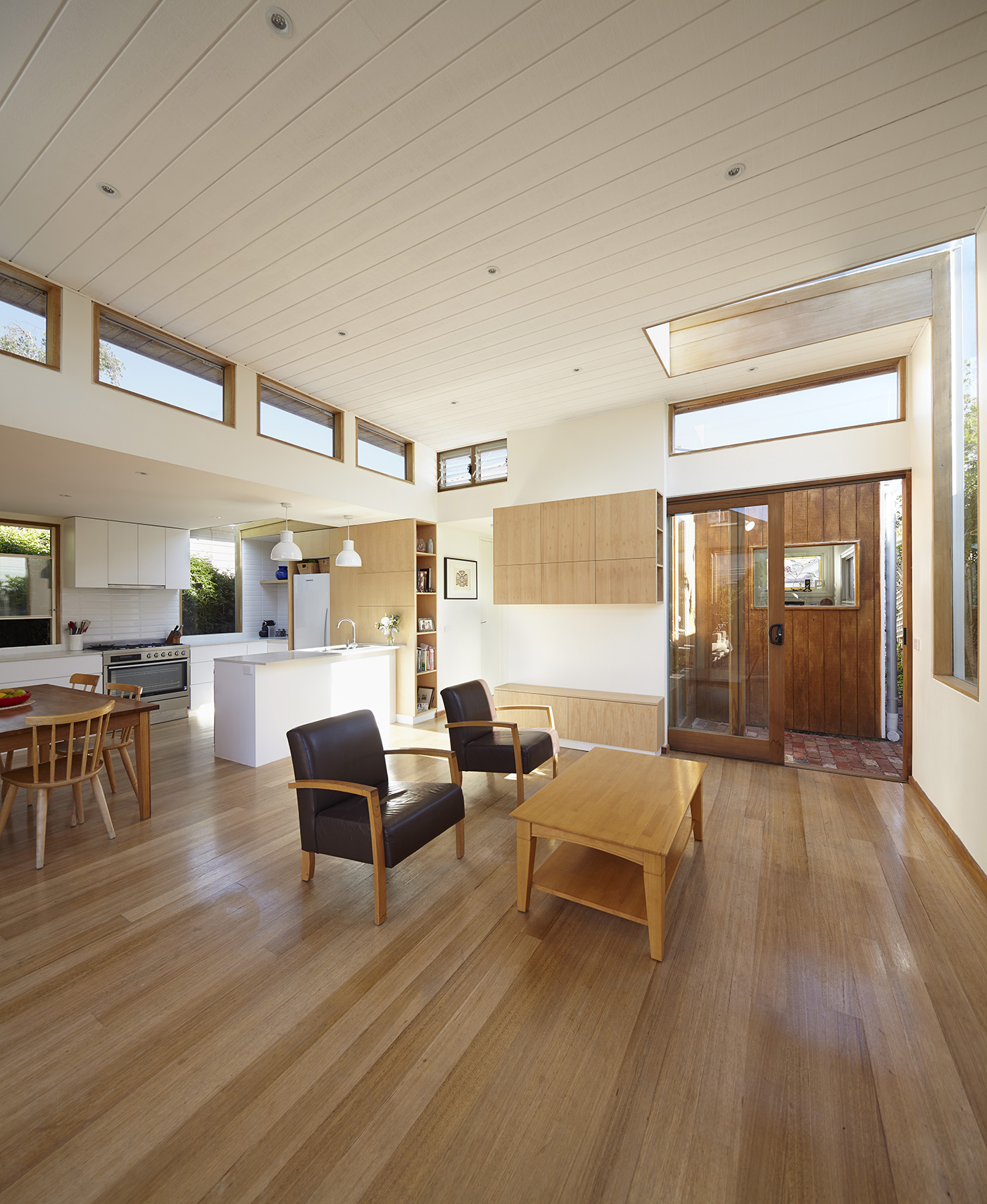 Casual House by Christopher Megowan Design - Architizer