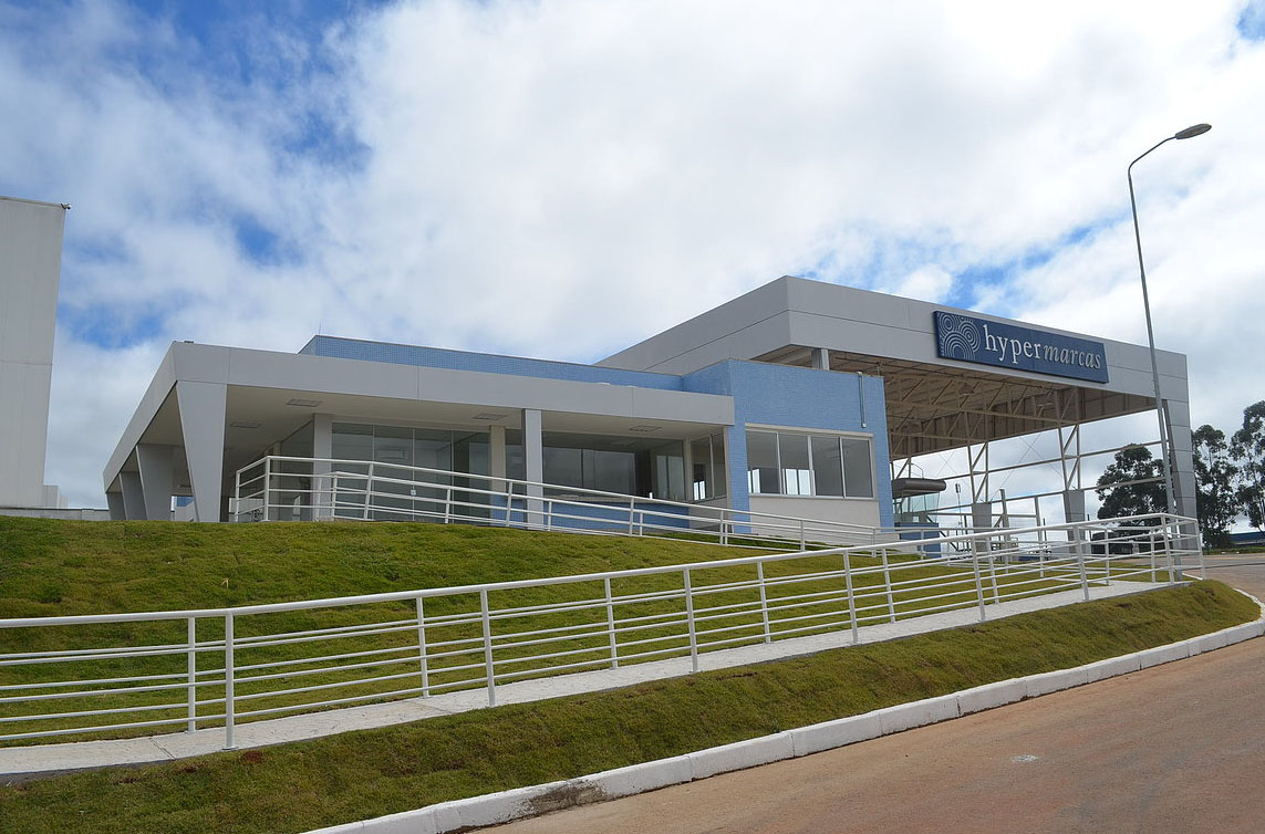 Brainfarma Hypermarcas by Lanzarq Arquitetura e Urbanismo - Architizer