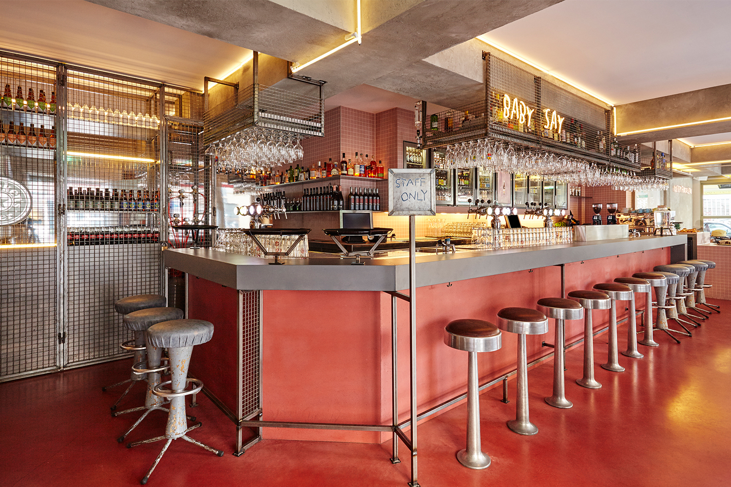 Bar Basquiat by STUDIO MODIJEFSKY - Architizer