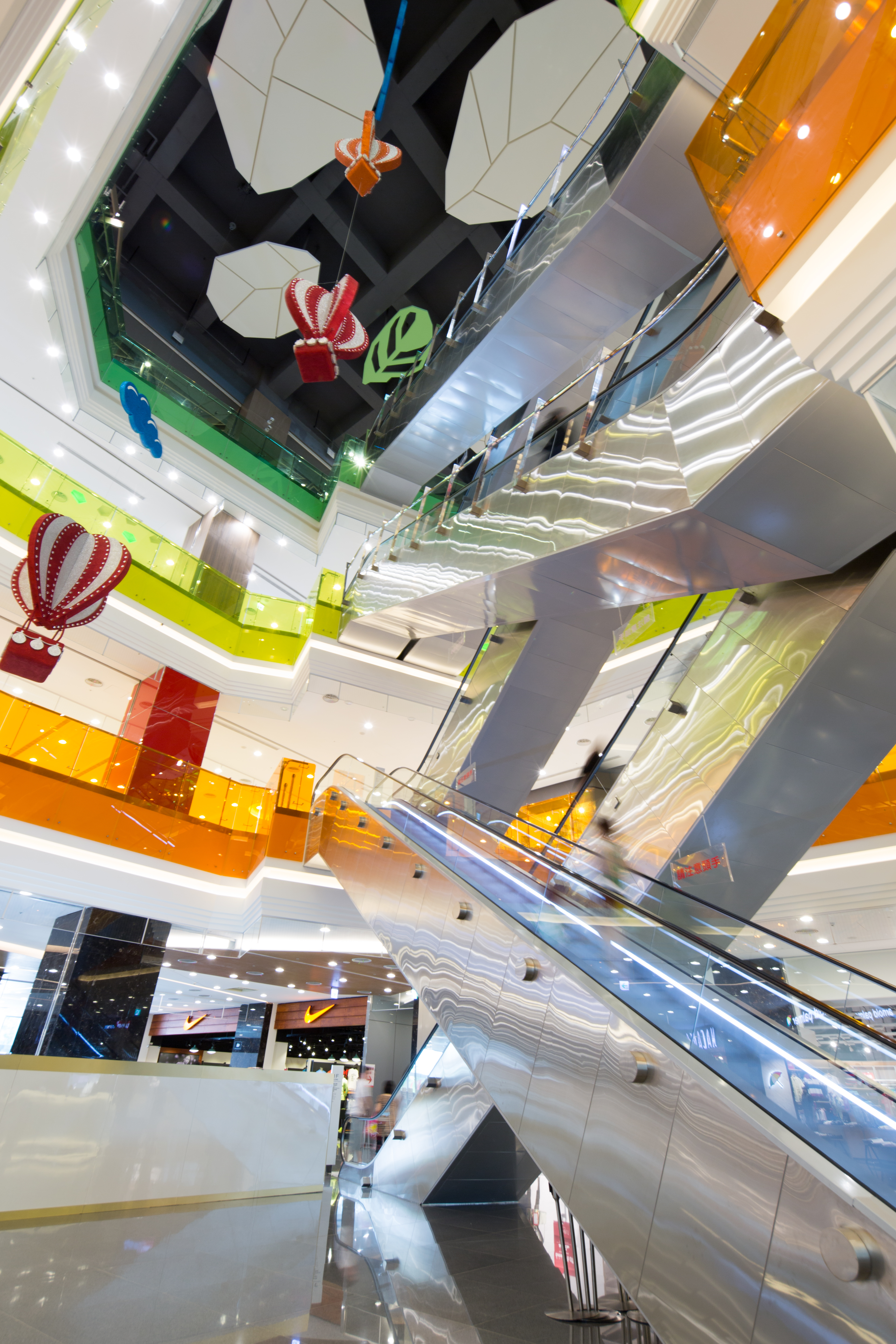 Shang Shun Mall, Taiwan by TL ARCHITECTS & DL DESIGN - Architizer