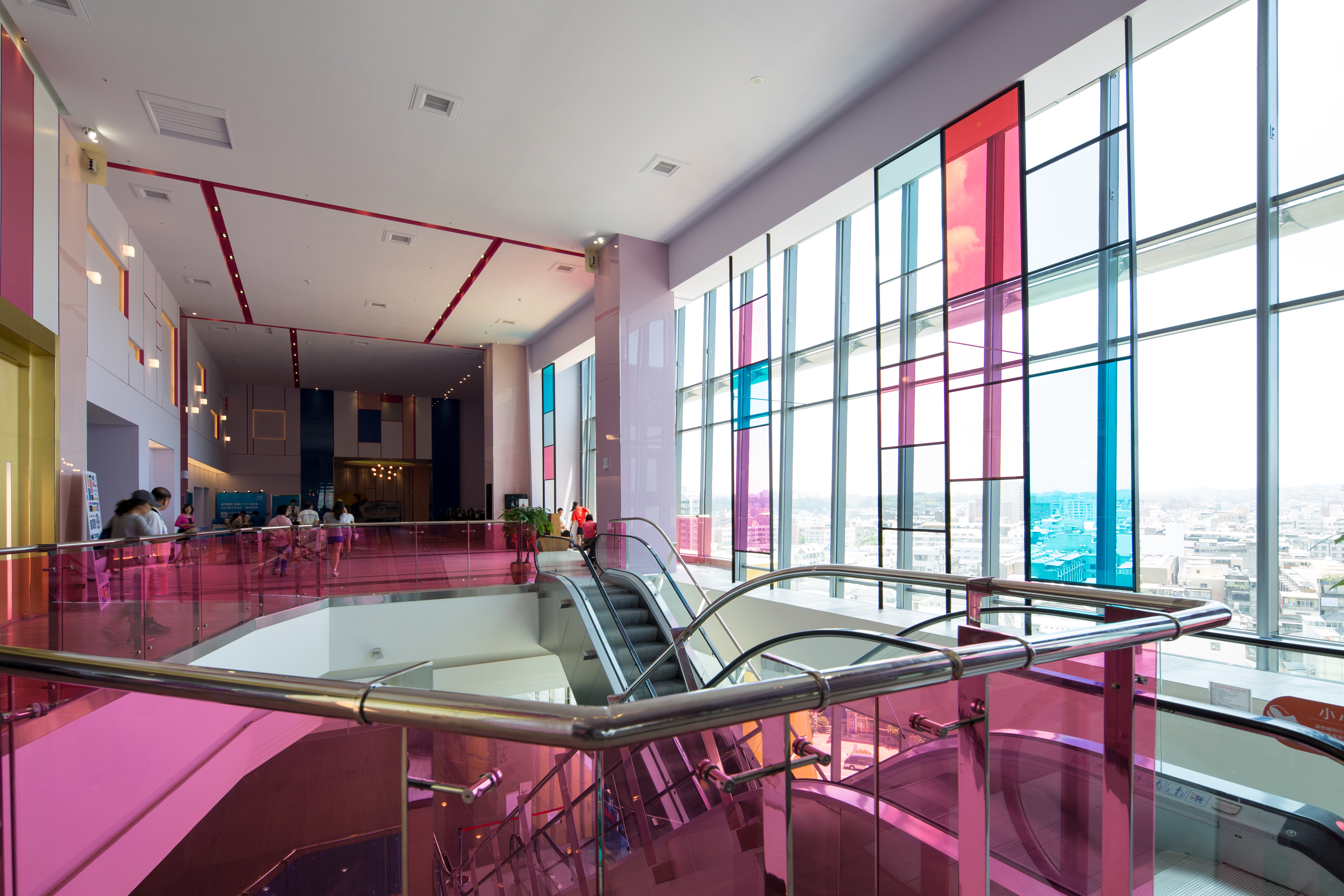 Shang Shun Viewshow Cinema, Taiwan by TL ARCHITECTS & DL DESIGN ...