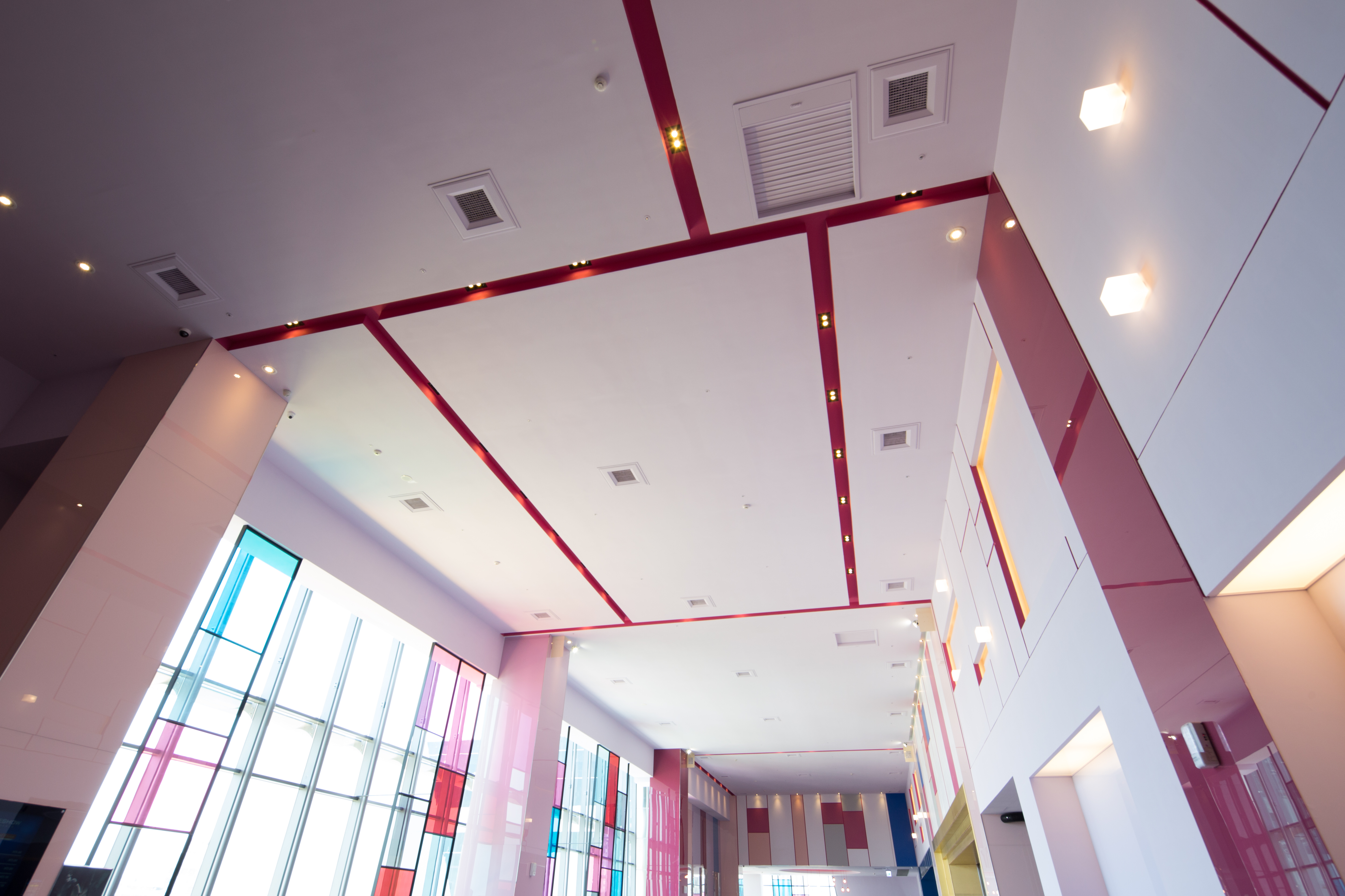 Shang Shun Viewshow Cinema, Taiwan by TL ARCHITECTS & DL DESIGN ...