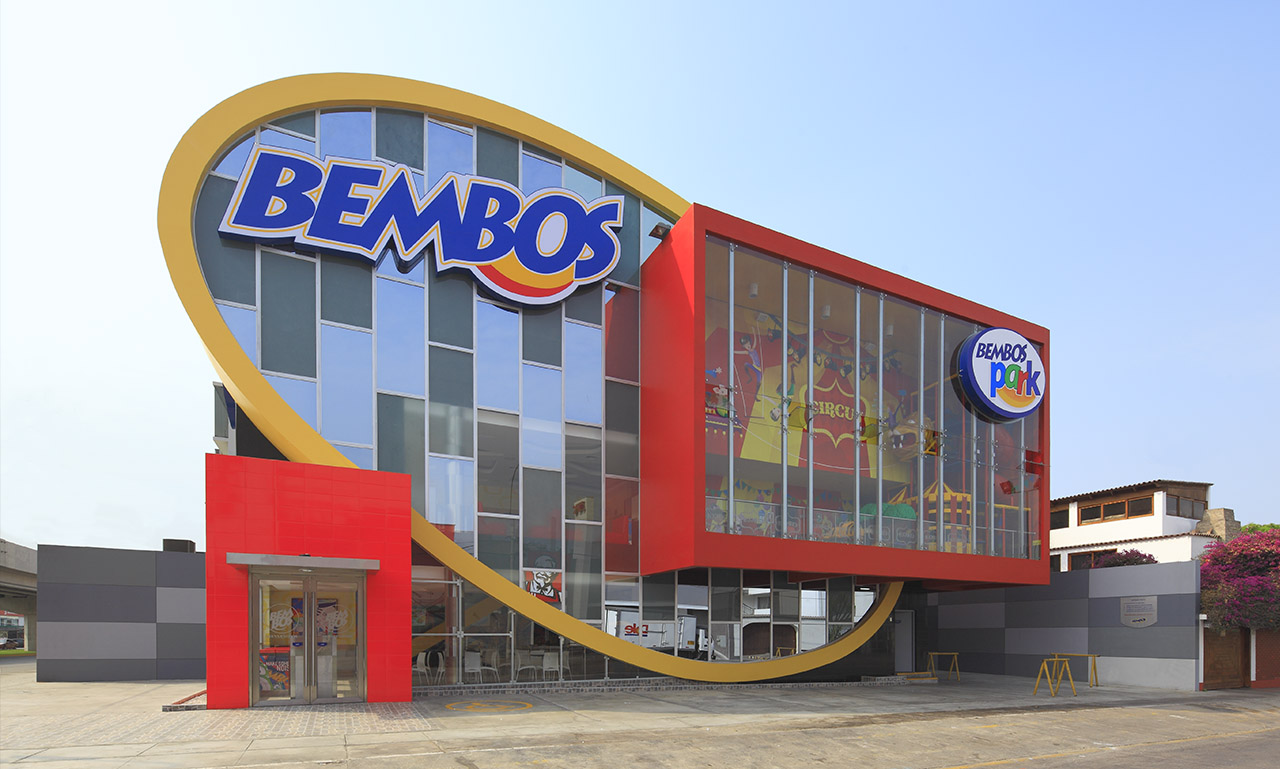 Bembos Fast Food Chain by Metrópolis Oficina de Arquitectura - Architizer