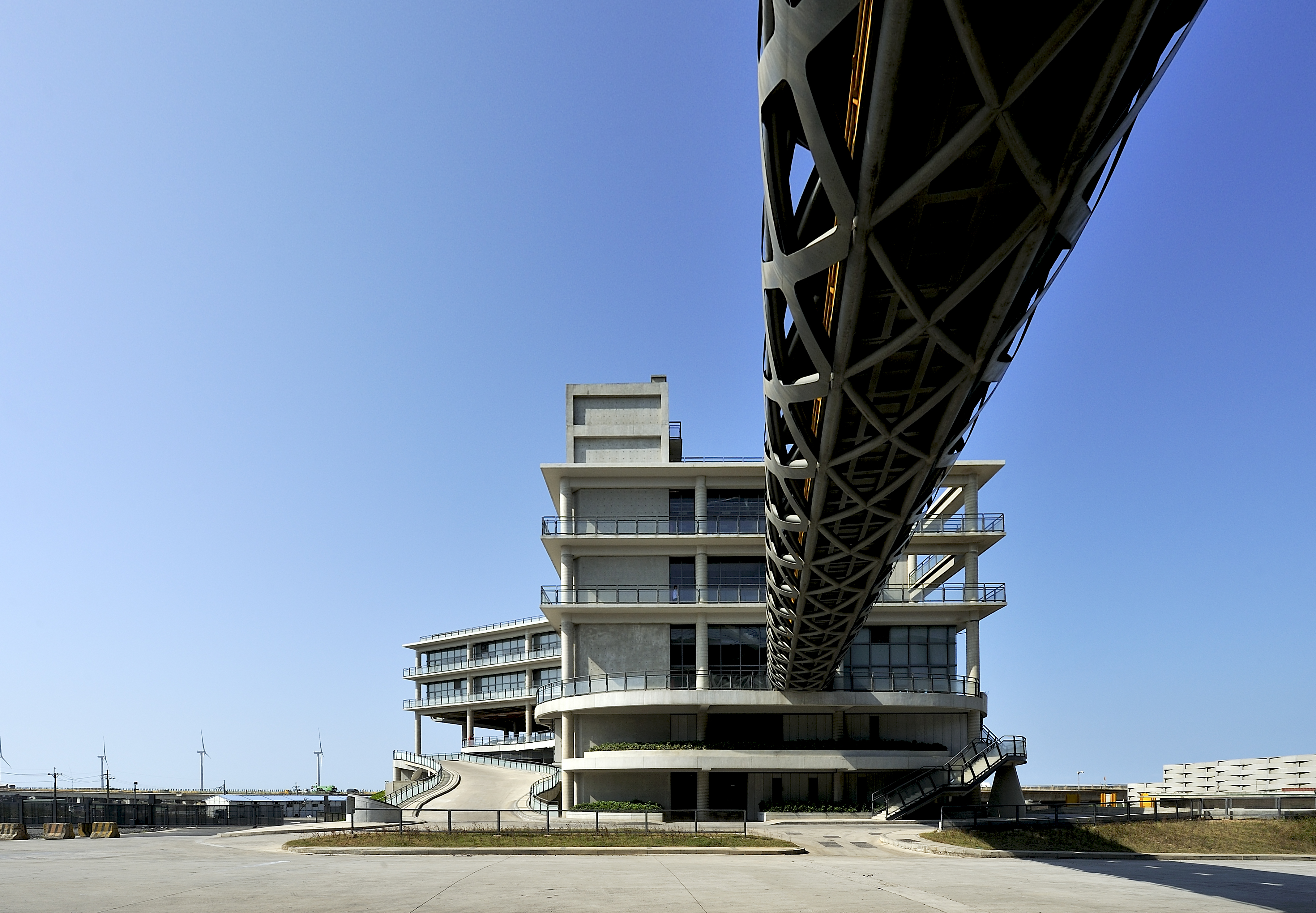 Administration Building of T.H. STEEL ENTERPRISE by SCFC / UAD (Urban ...