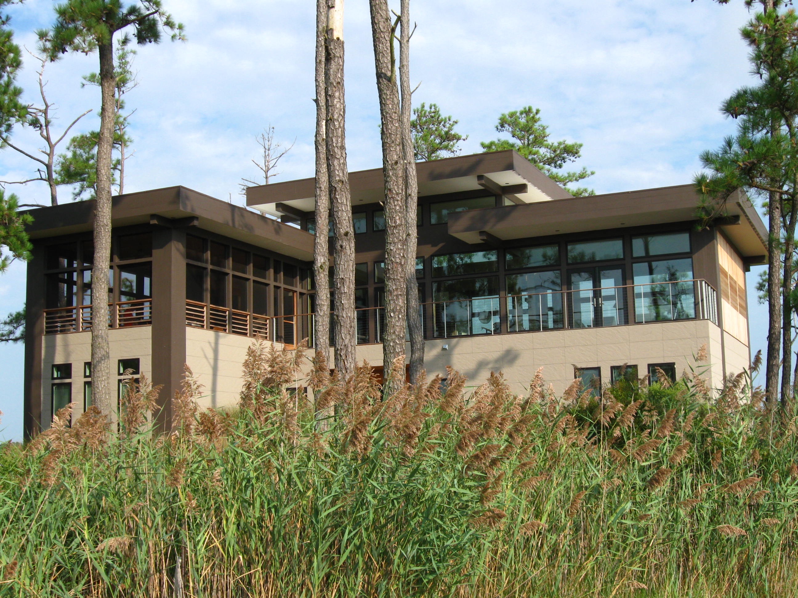 Phillips Project / Zen House by Shawn Ewbank Design Collaborative ...