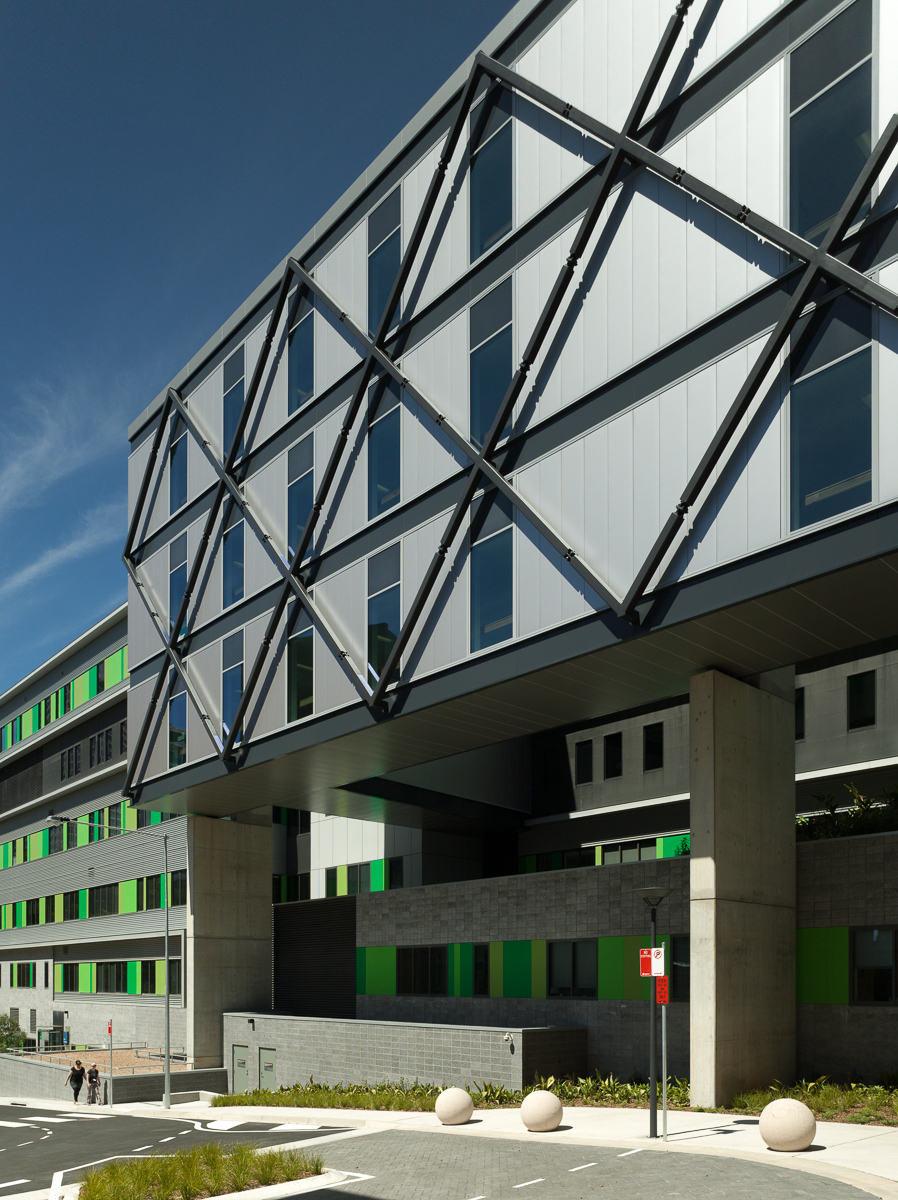 Royal North Shore Clinical Services Building by Building Studio ...