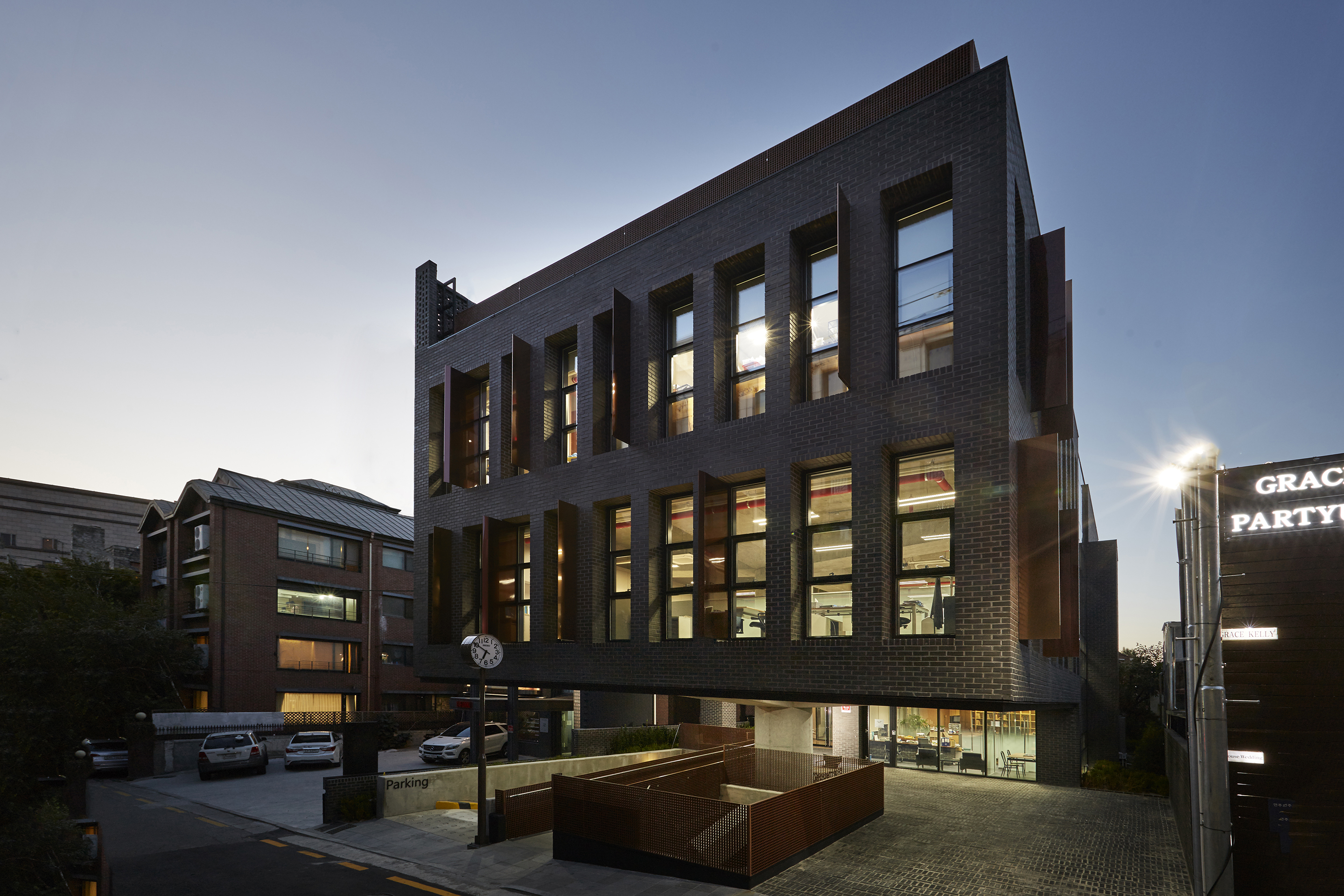 SJ office building by Le Sixieme - Architizer