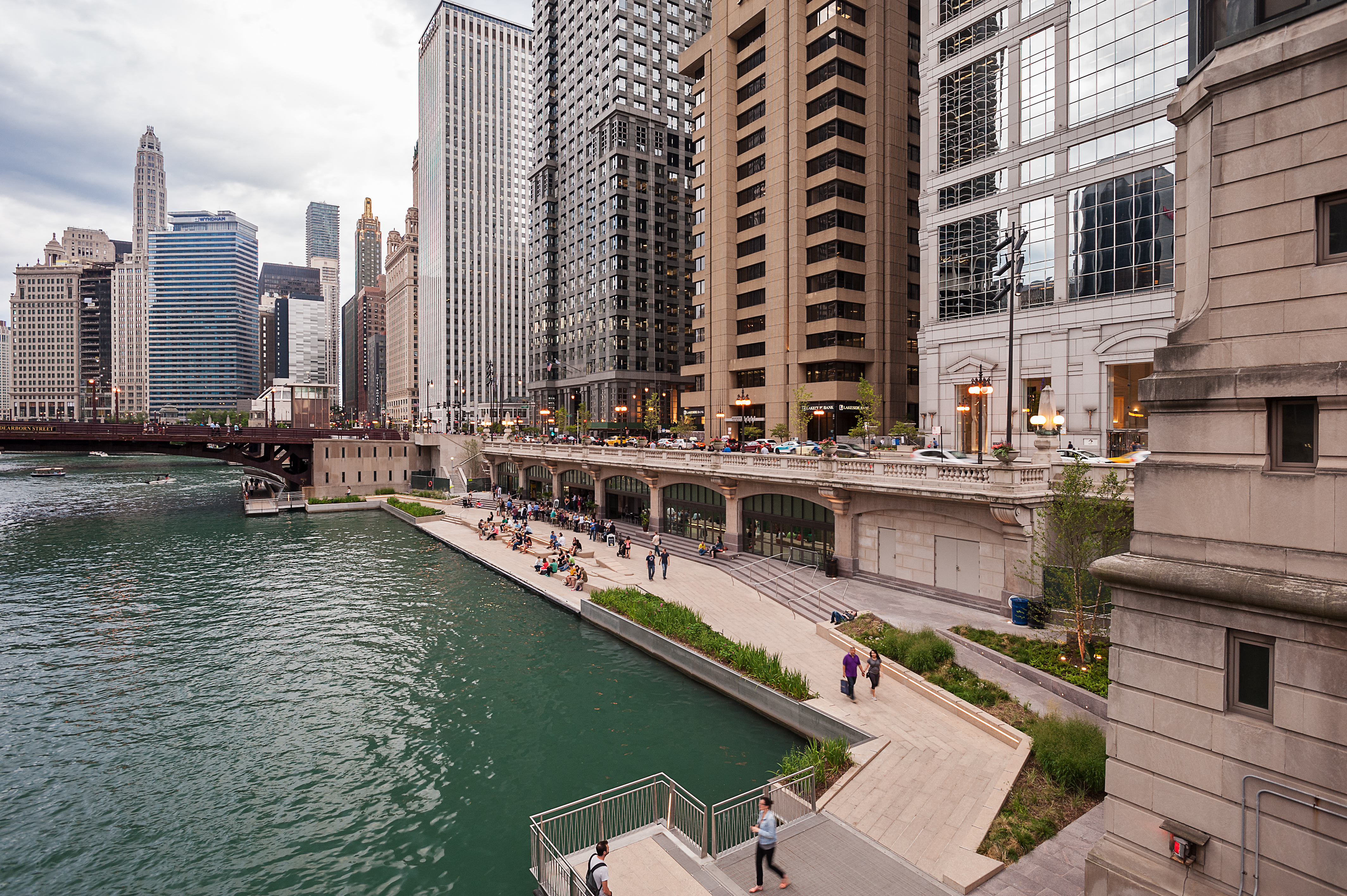 Chicago Riverwalk by Sasaki, Ross Barney Architects - Architizer