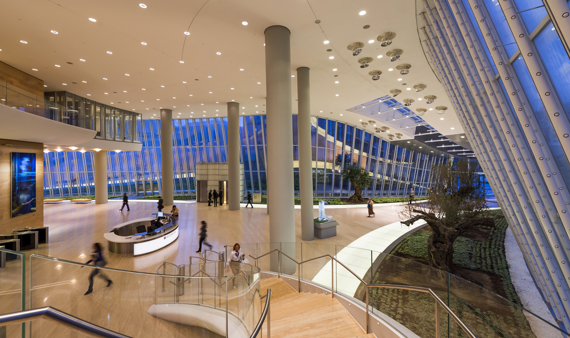 Torre Iberdrola (Lighting Design) by Cline Bettridge Bernstein Lighting ...