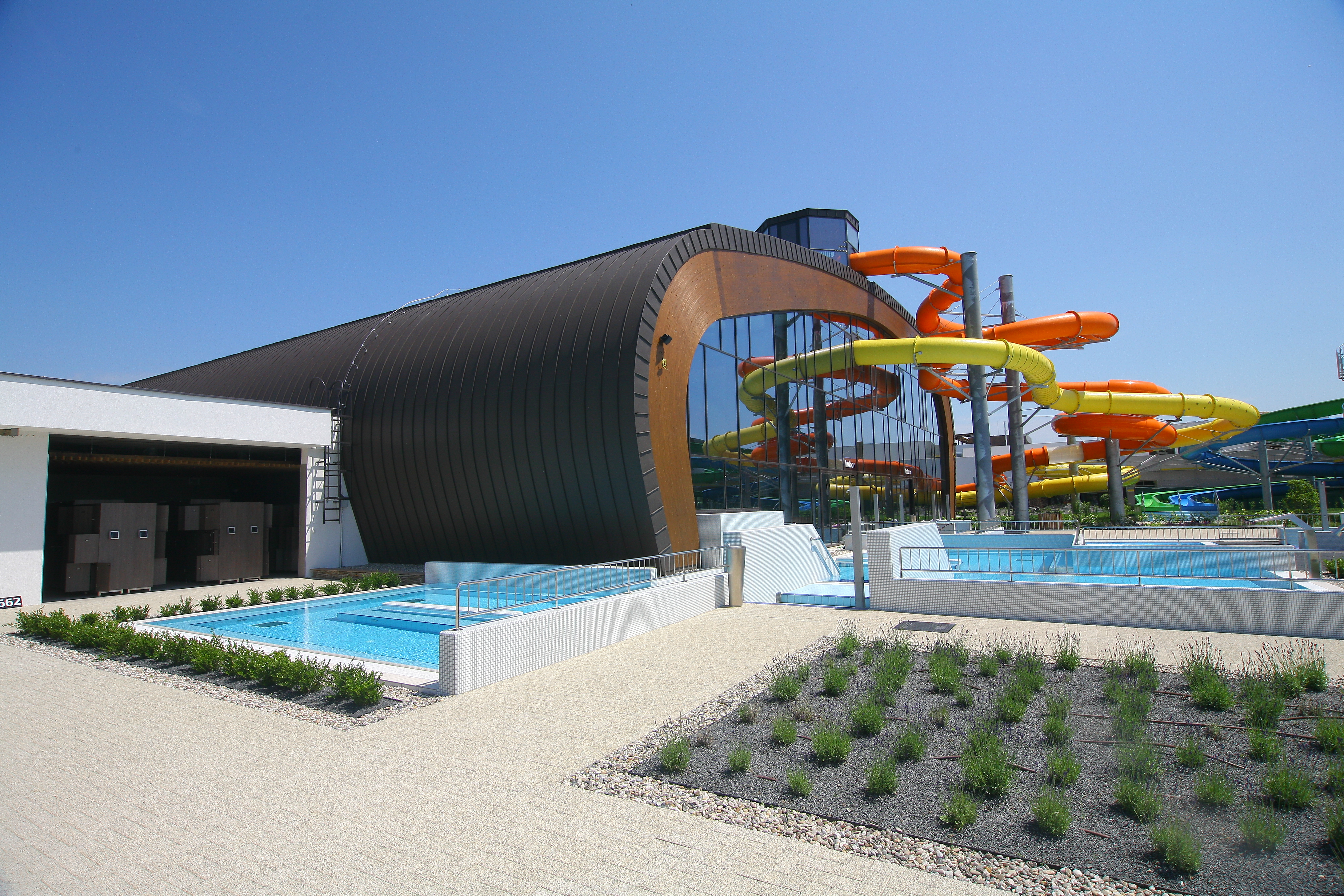 Aqua Arena by A2 Studio - Architizer