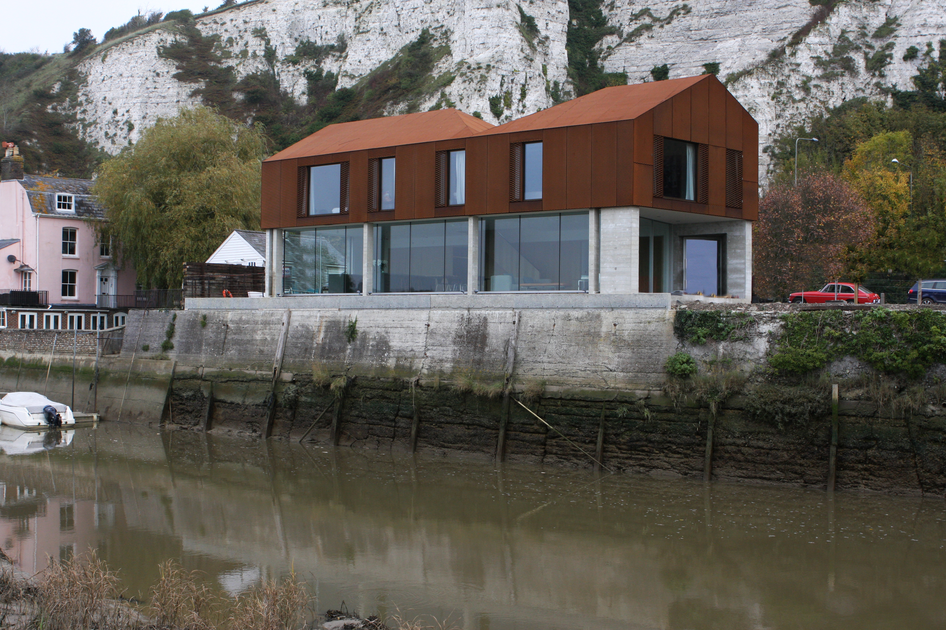 The Rusty House by IQ Glass UK - Architizer