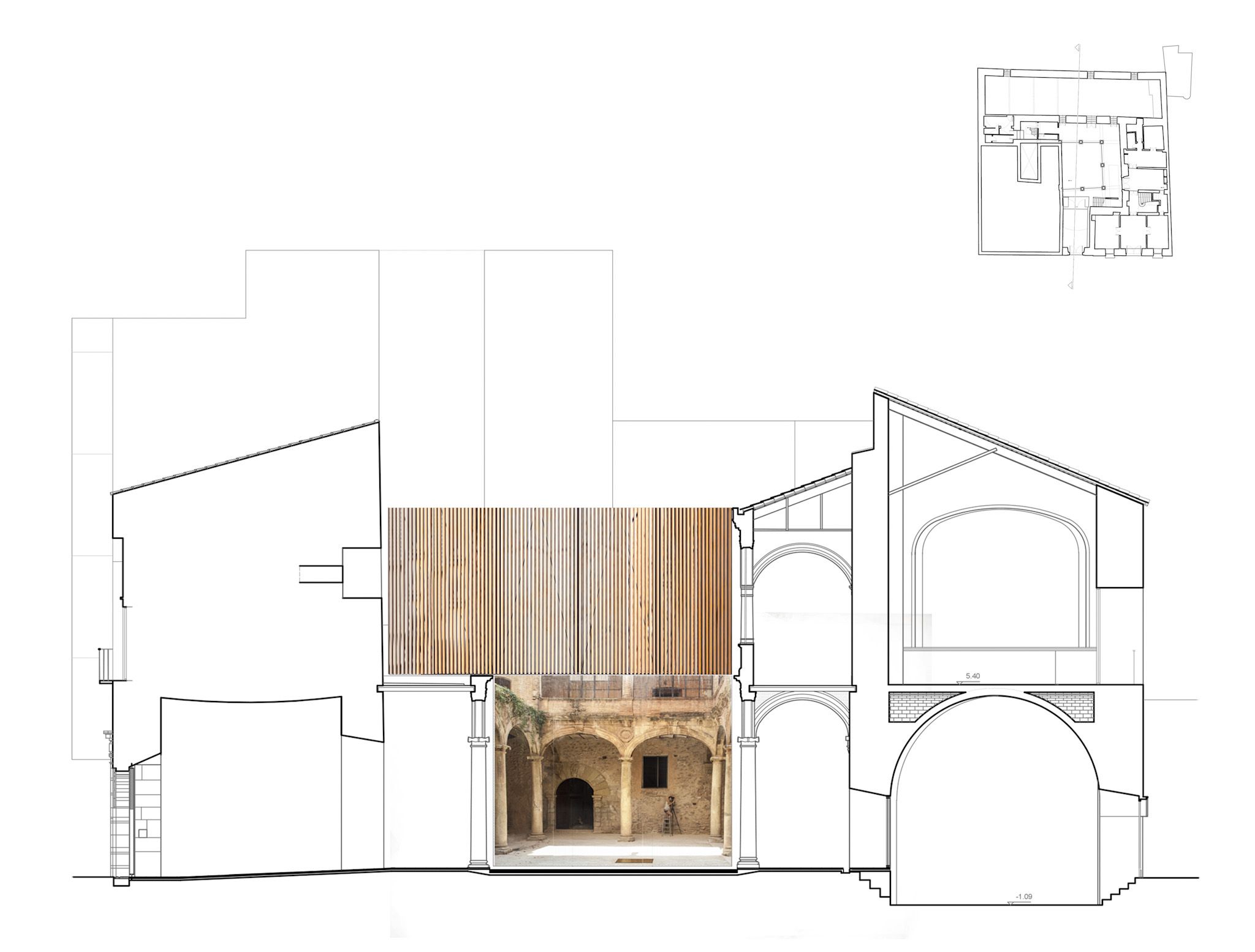 Renewal of the Palau-Castell Renaissance Cloister by el fabricante de ...