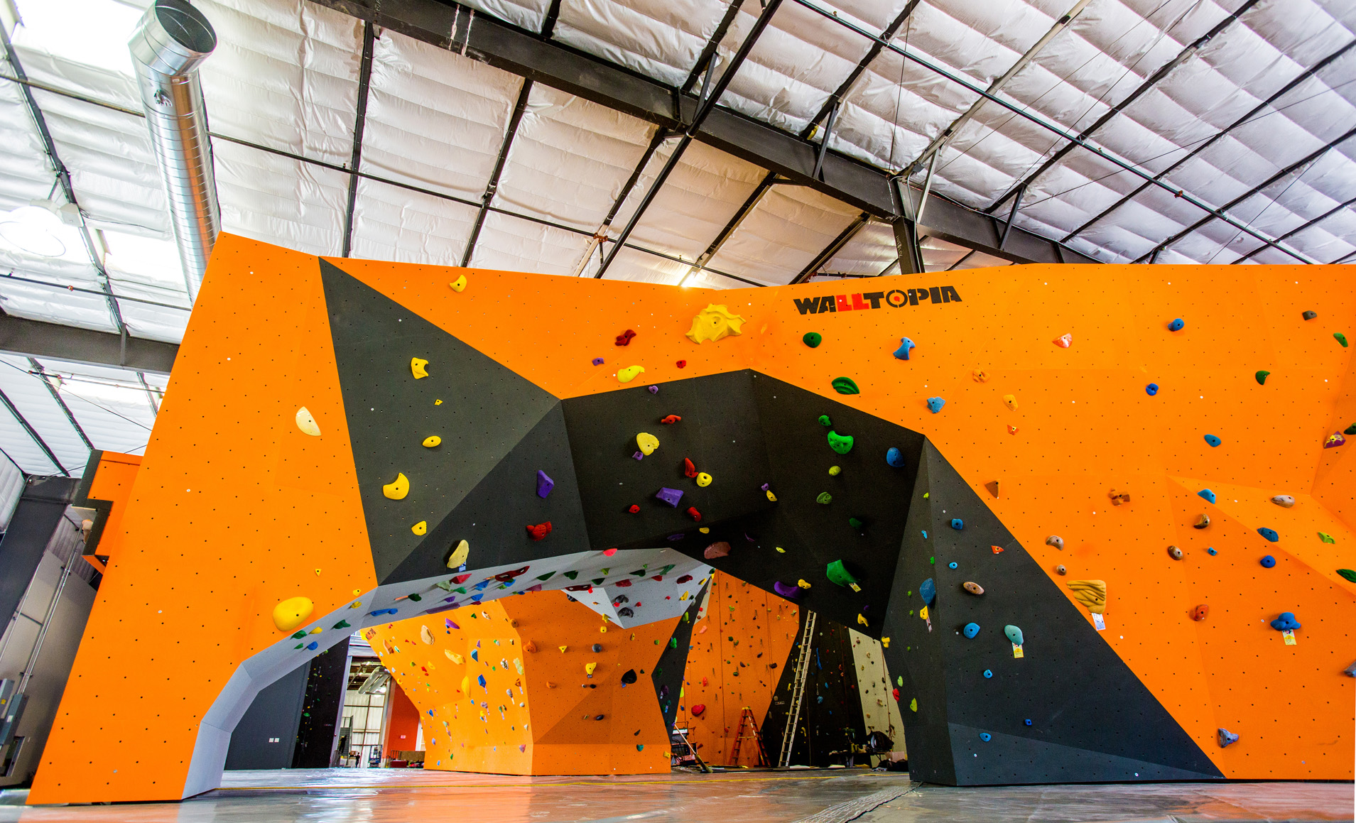 Indoor Mountainscapes: 7 Rock Climbing Facilities for Urban Adventurers ...