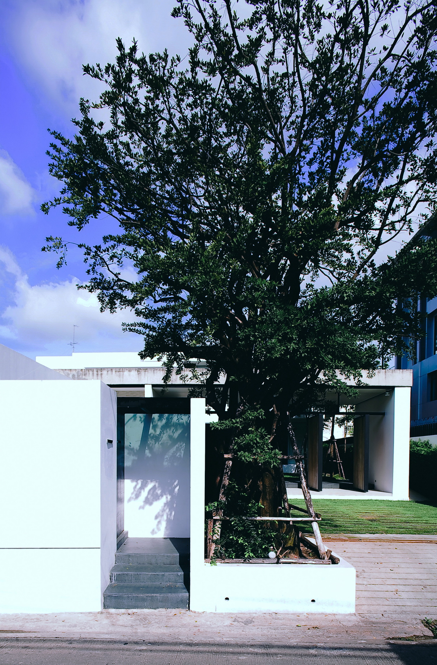 dindang house by Archimontage Design Fields Sophisticated - Architizer