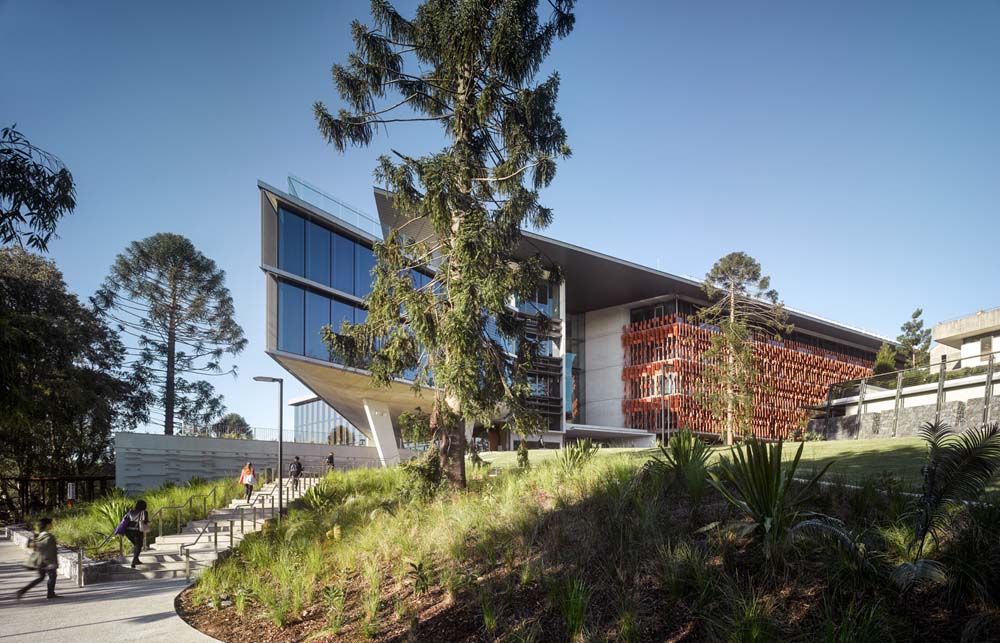 Advanced Engineering Building, University of Queensland by Richard Kirk ...