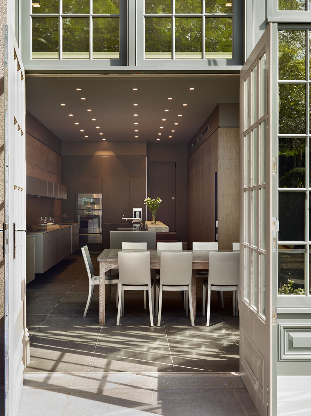 Idea 1492581: Grand dining: Kitchen Architecture's bulthaup b3 by ...