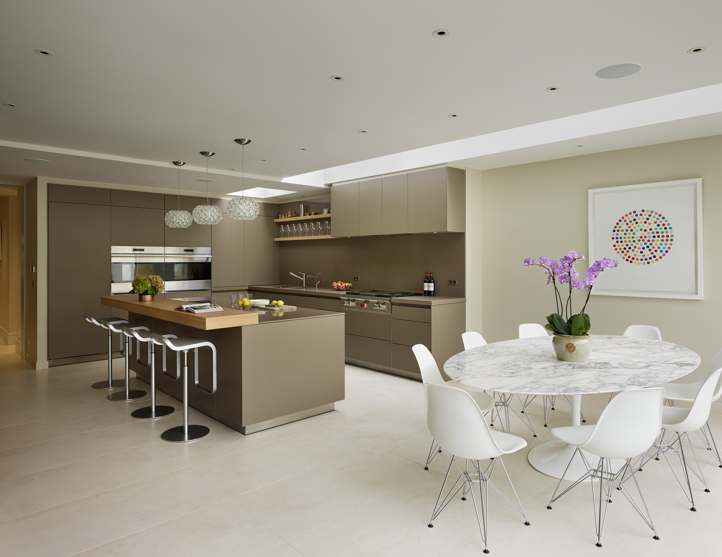 Modern family living: Kitchen Architecture's bulthaup b3 by Kitchen ...