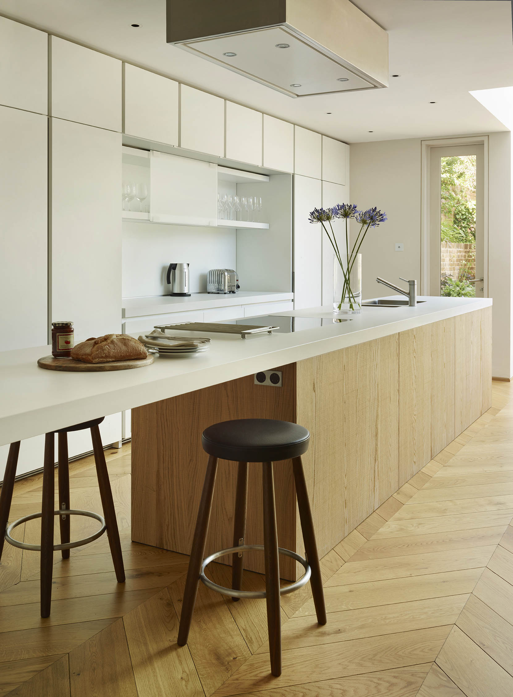 Classic beauty: Kitchen Architecture's bulthaup b1 & b3 by Kitchen ...