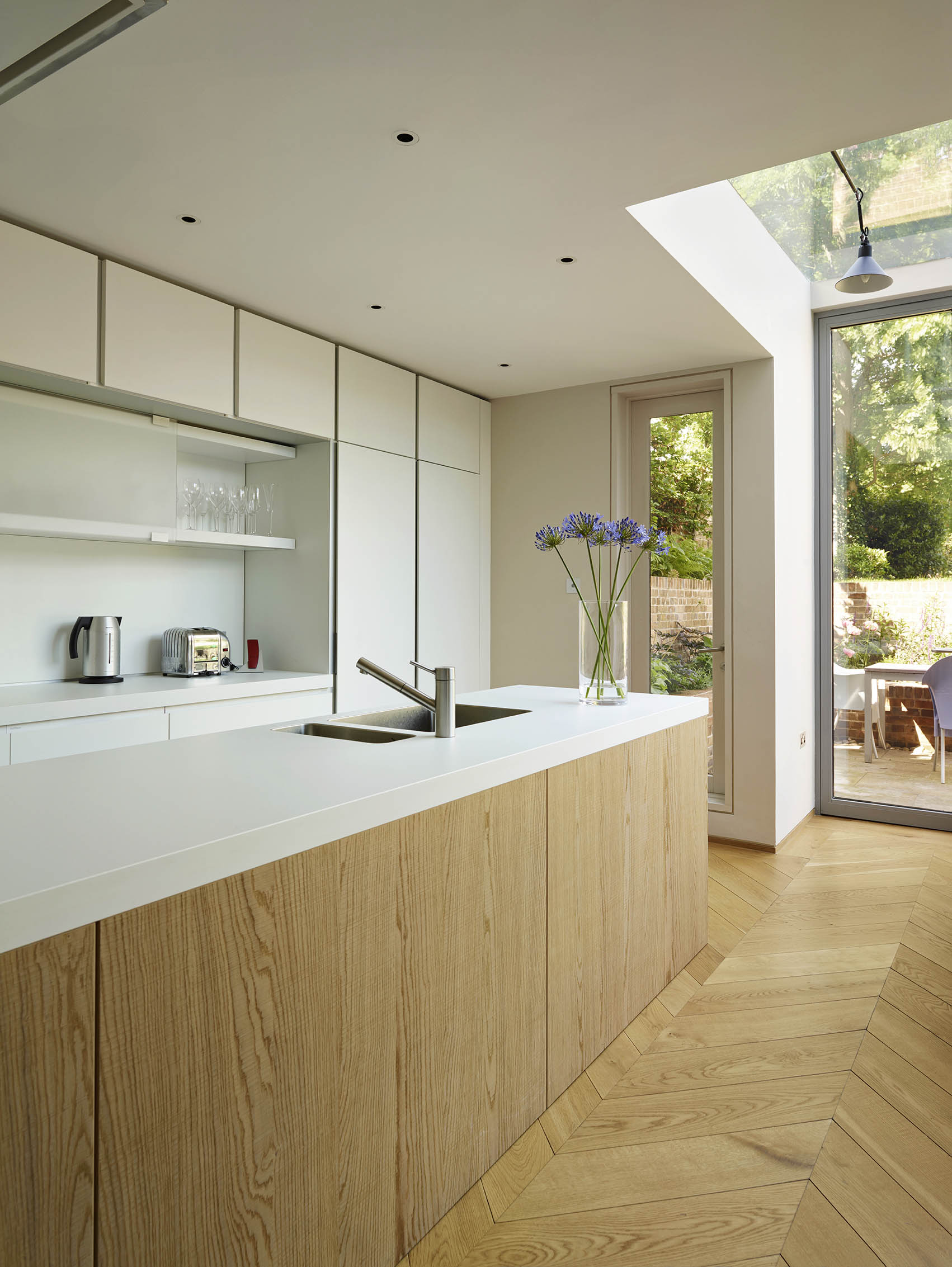 Classic beauty: Kitchen Architecture's bulthaup b1 & b3 by Kitchen ...