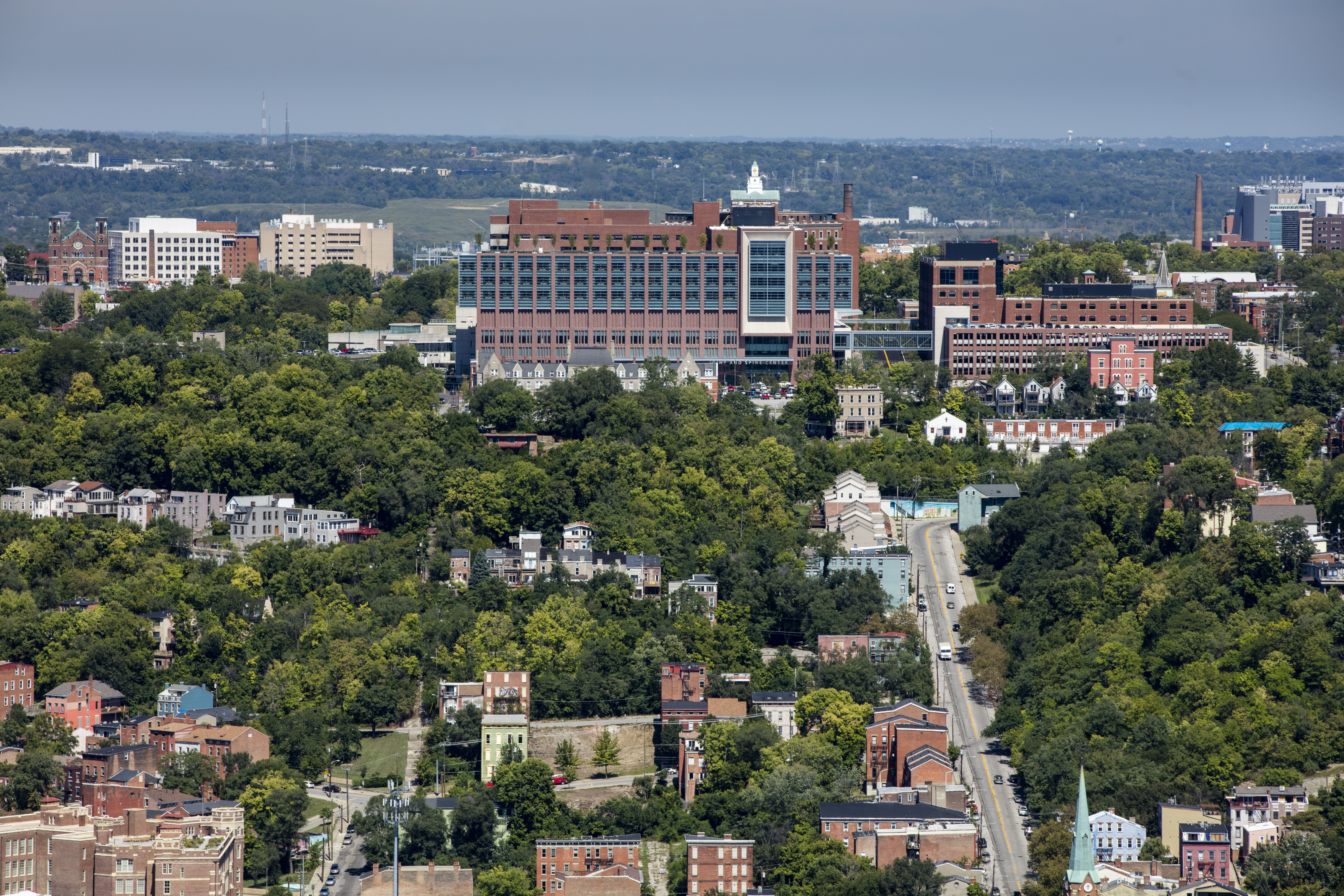 The Christ Hospital Joint and Spine Center by Skidmore, Owings ...