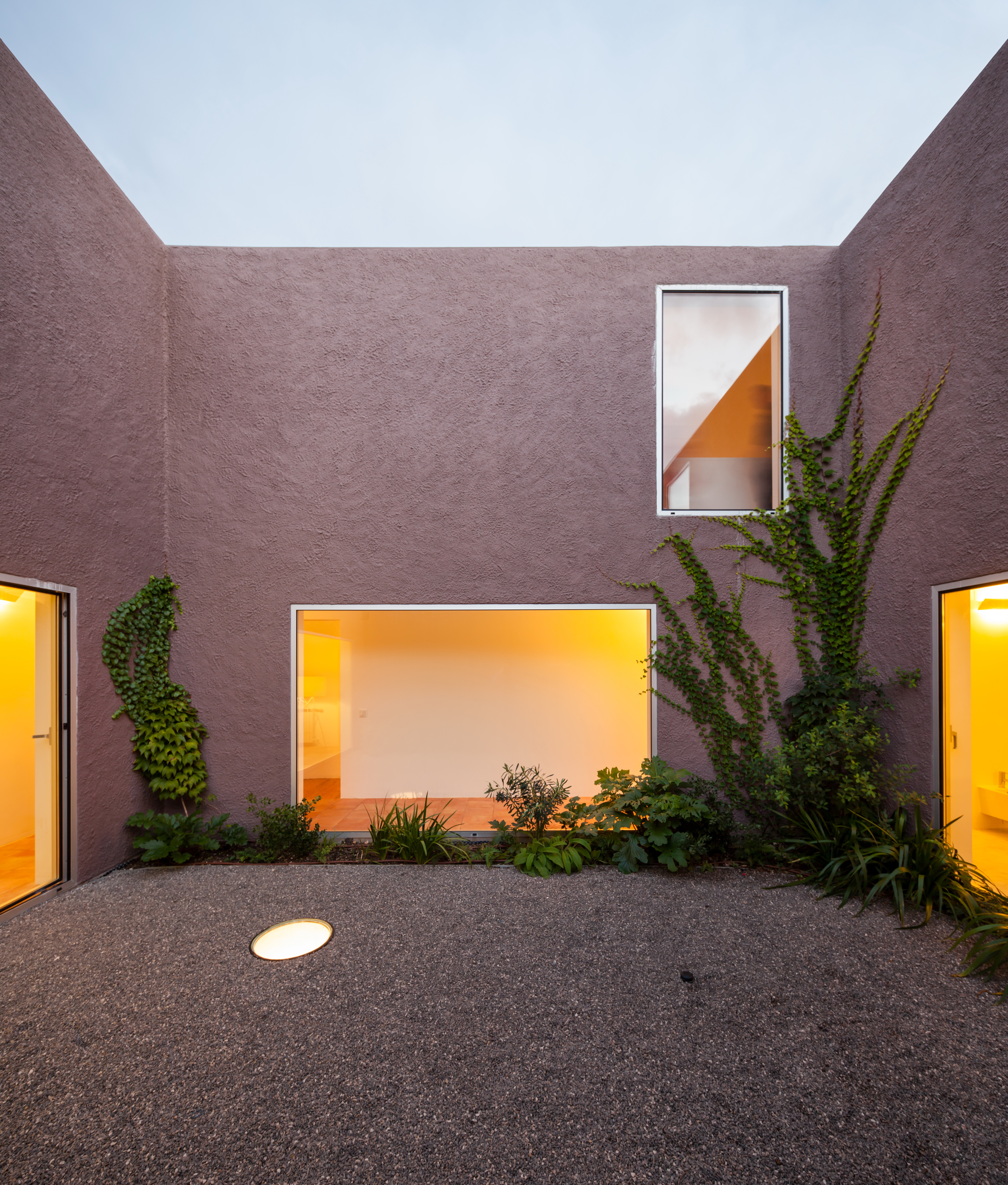 House With Three Courtyards By Extrastudio Architizer