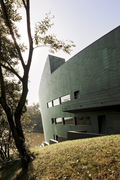 Shipshape: 7 Buildings Inspired by Seafaring Vessels - Architizer Journal