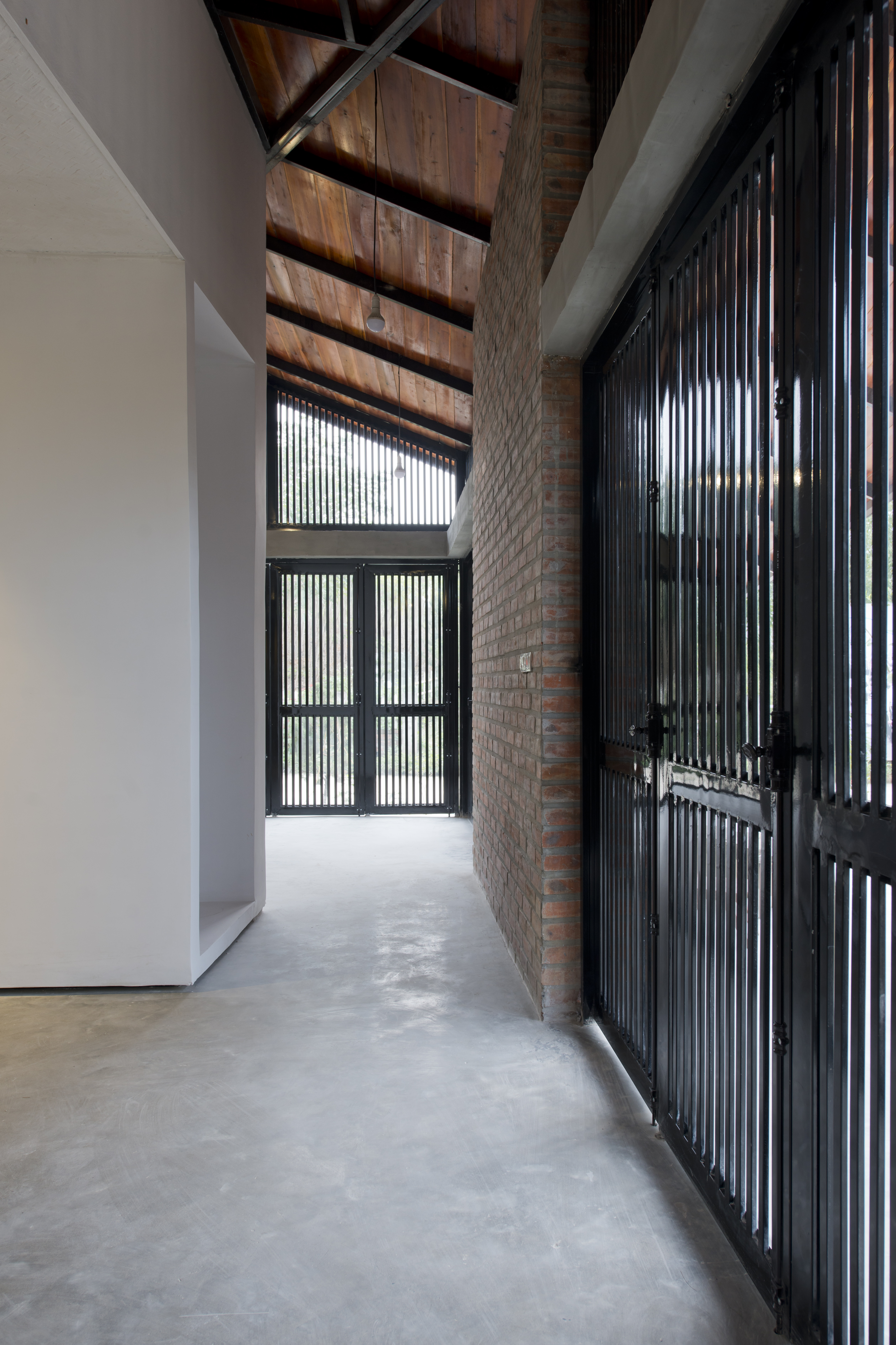 Folded roof house by TOOB STUDIO - Architizer