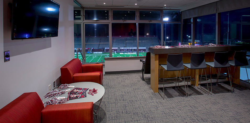 University of Massachusetts–Amherst McGuirk Alumni Stadium by HOK ...