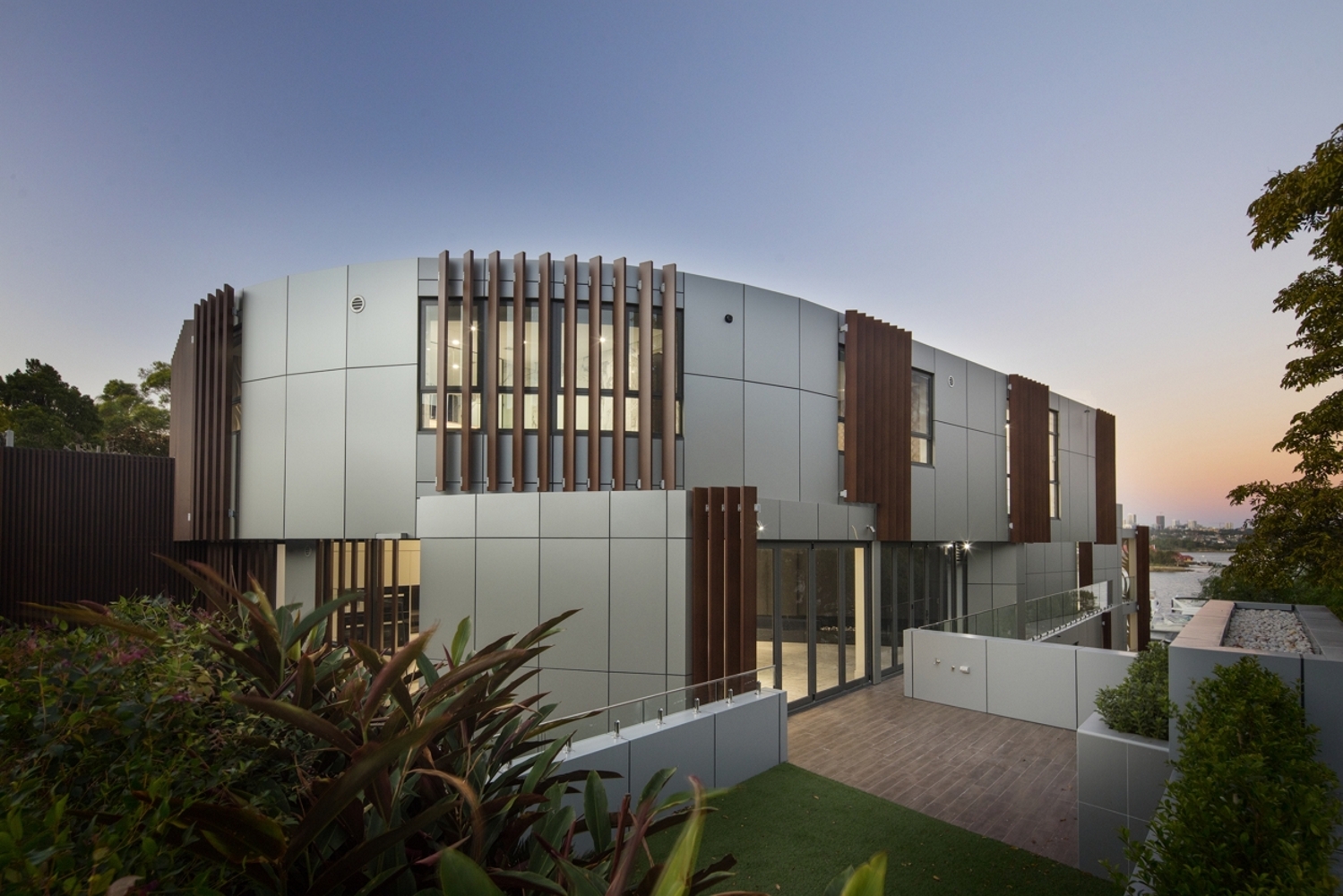 The Castlereagh by Tony Owen Partners - Architizer