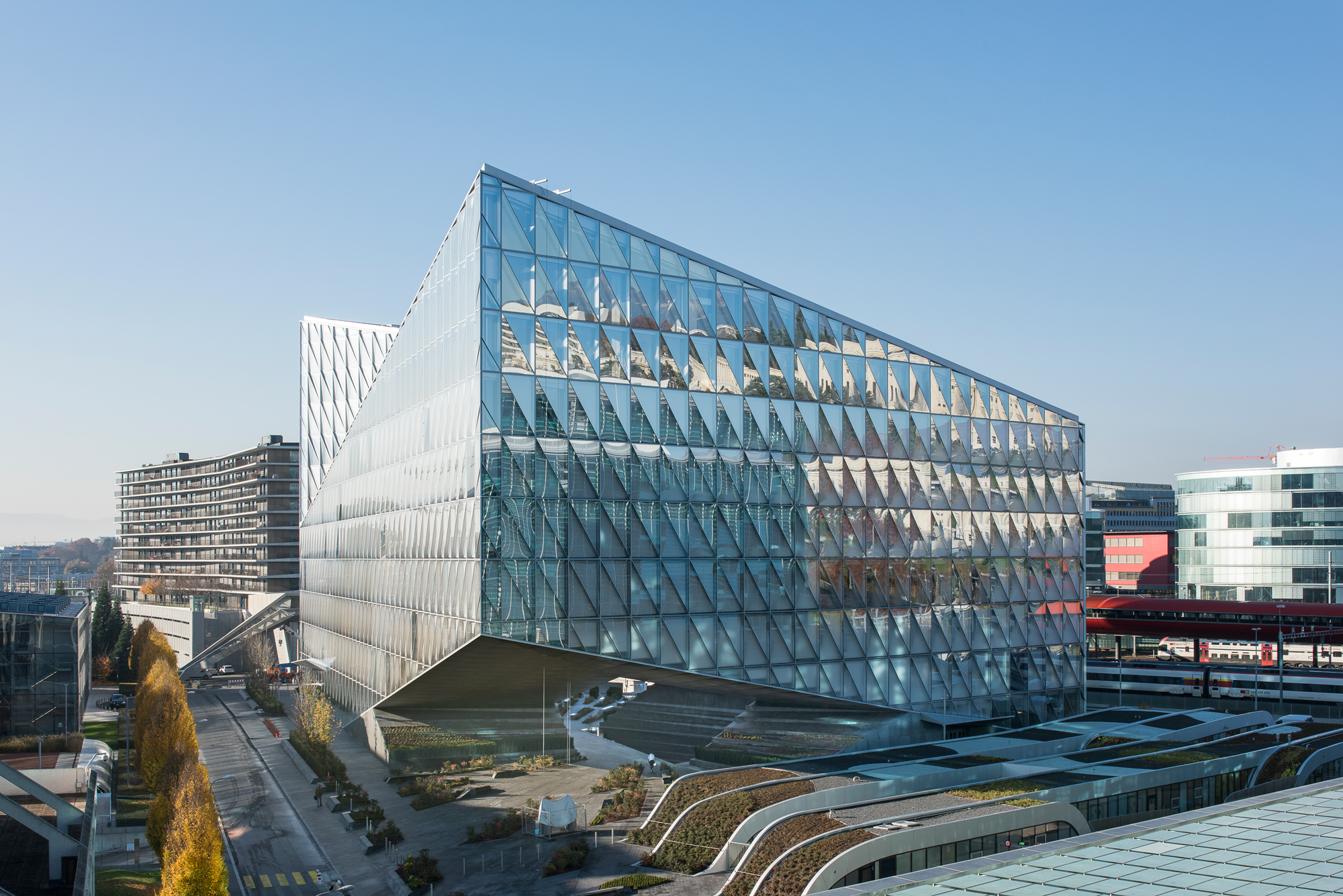 JTI Headquarters by Skidmore, Owings & Merrill (SOM) - Architizer