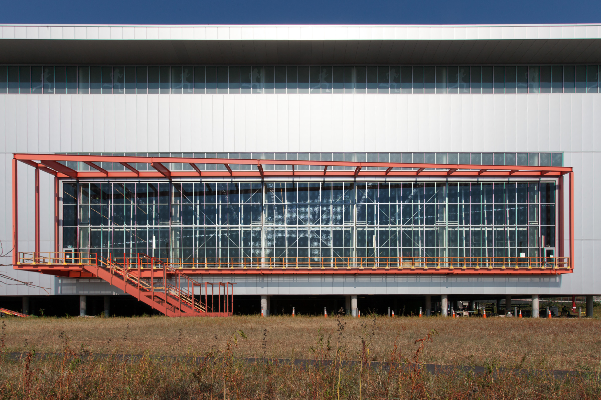 Fast Forward: 12 Field Houses Designed to Maximize Performance ...